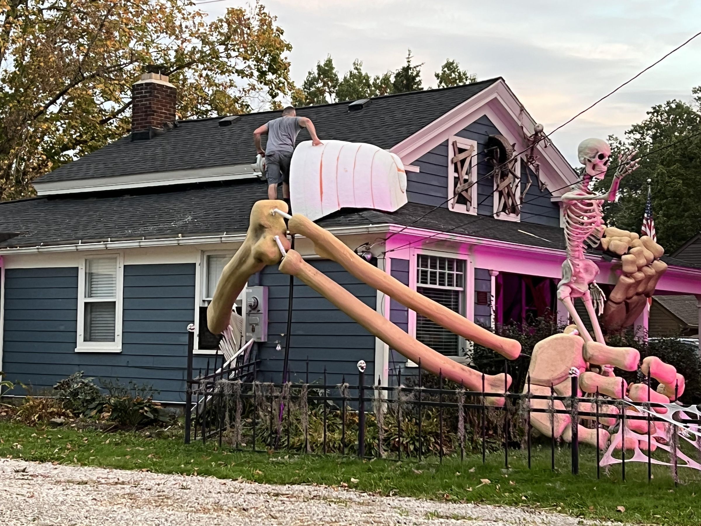 Over Sized Skeleton Breaking Out of My Home : 11 Steps (with Pictures ...