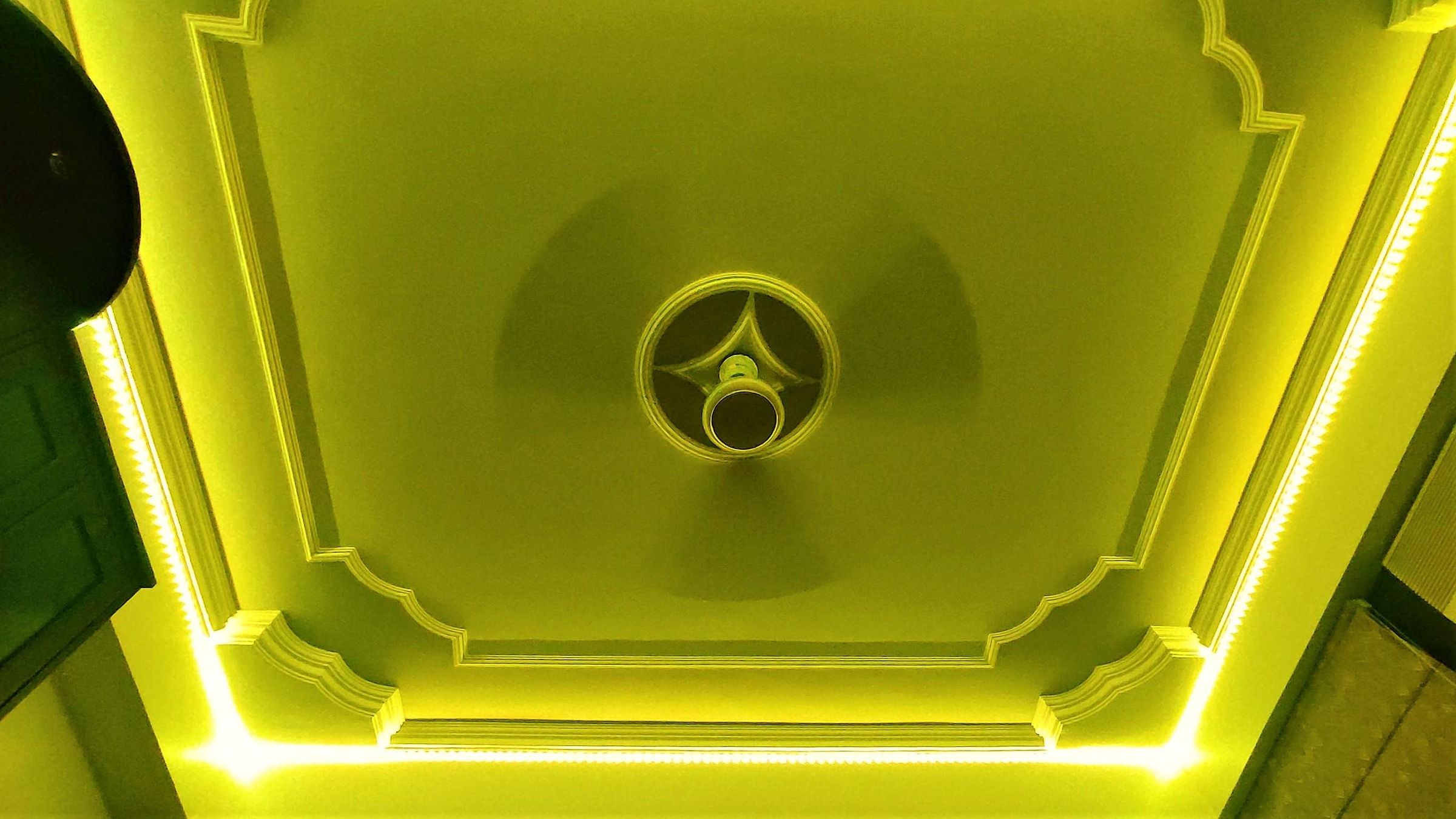 How to Setup Whole Room RGB Lights : 10 Steps (with Pictures ...