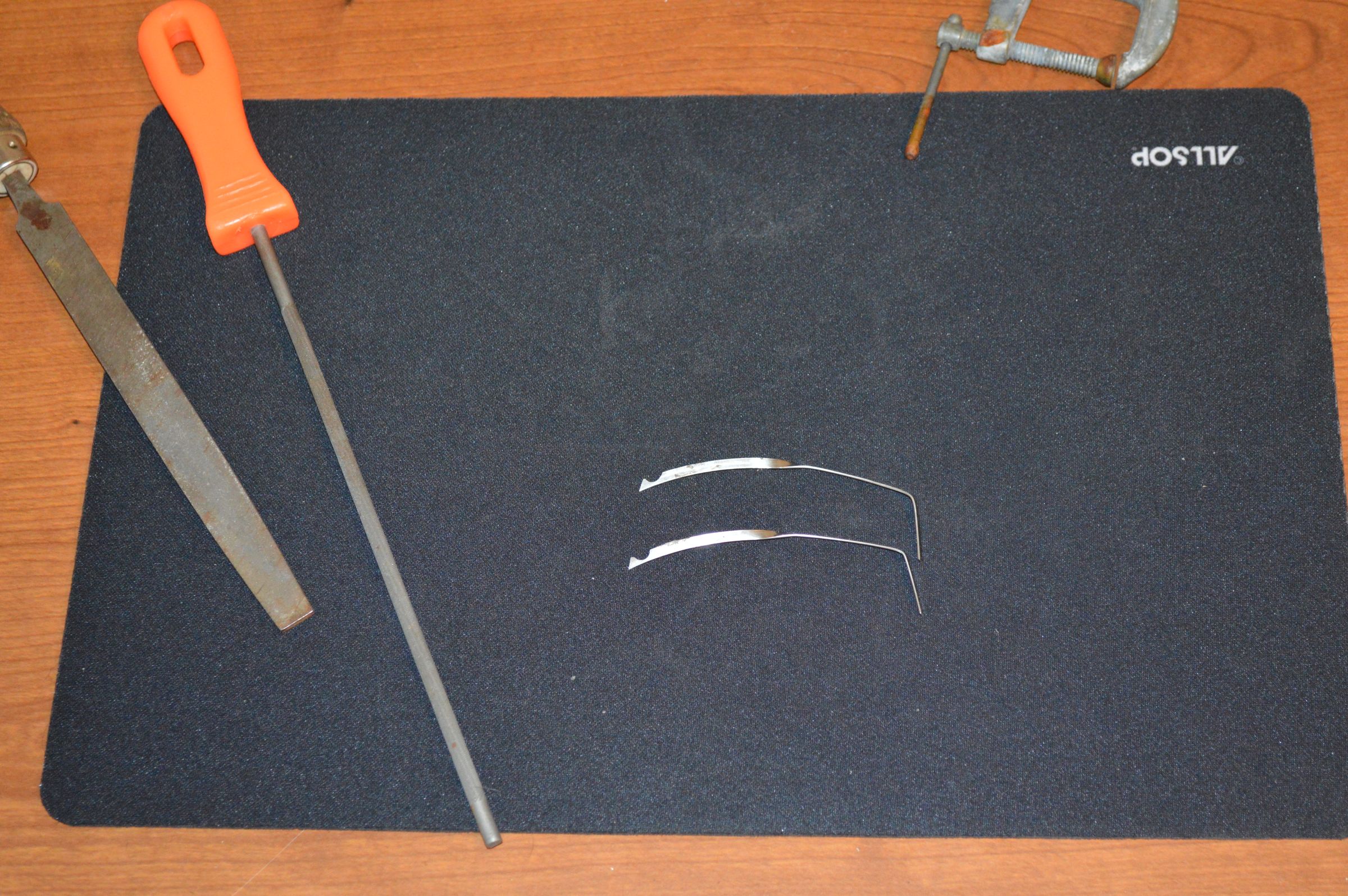 How to Make a Bogota Rake From Bra Underwire, or Bragota; a How-to ...