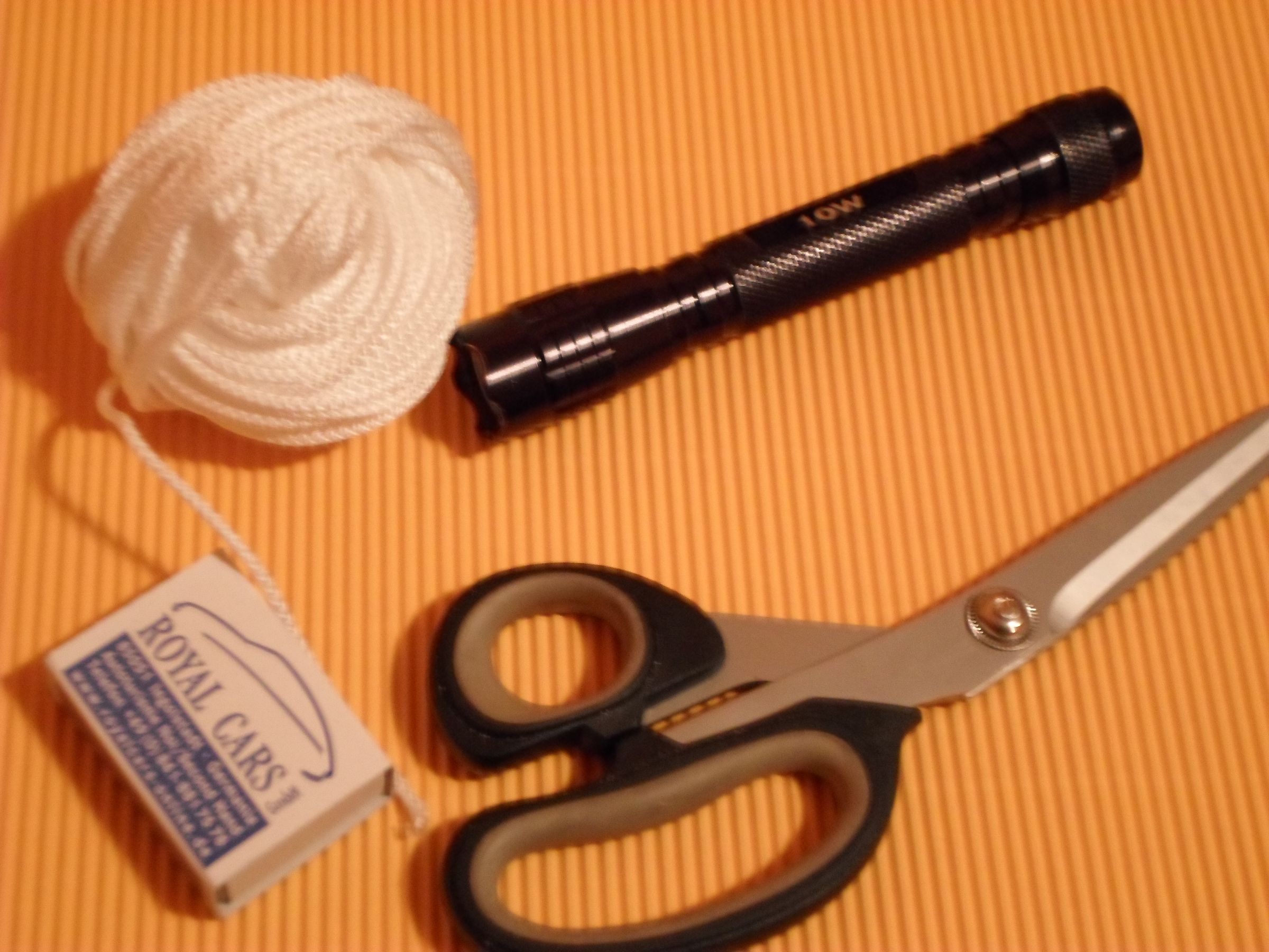 Flashlight Paracord Strap - Instructables