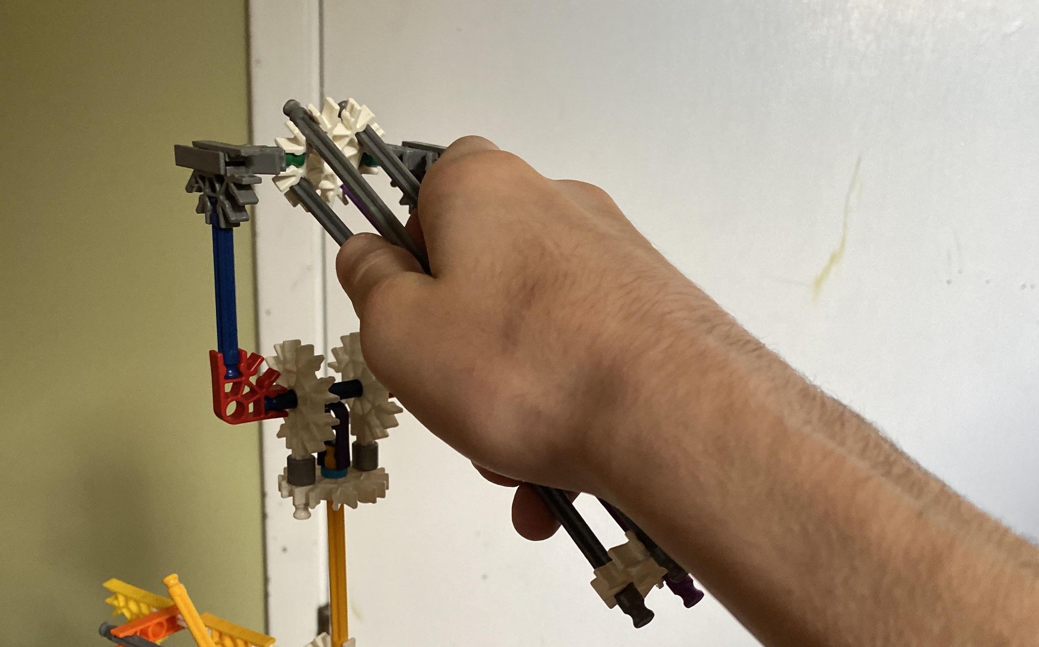 CHEAP Knex Gimble Mount for Camera : 6 Steps - Instructables