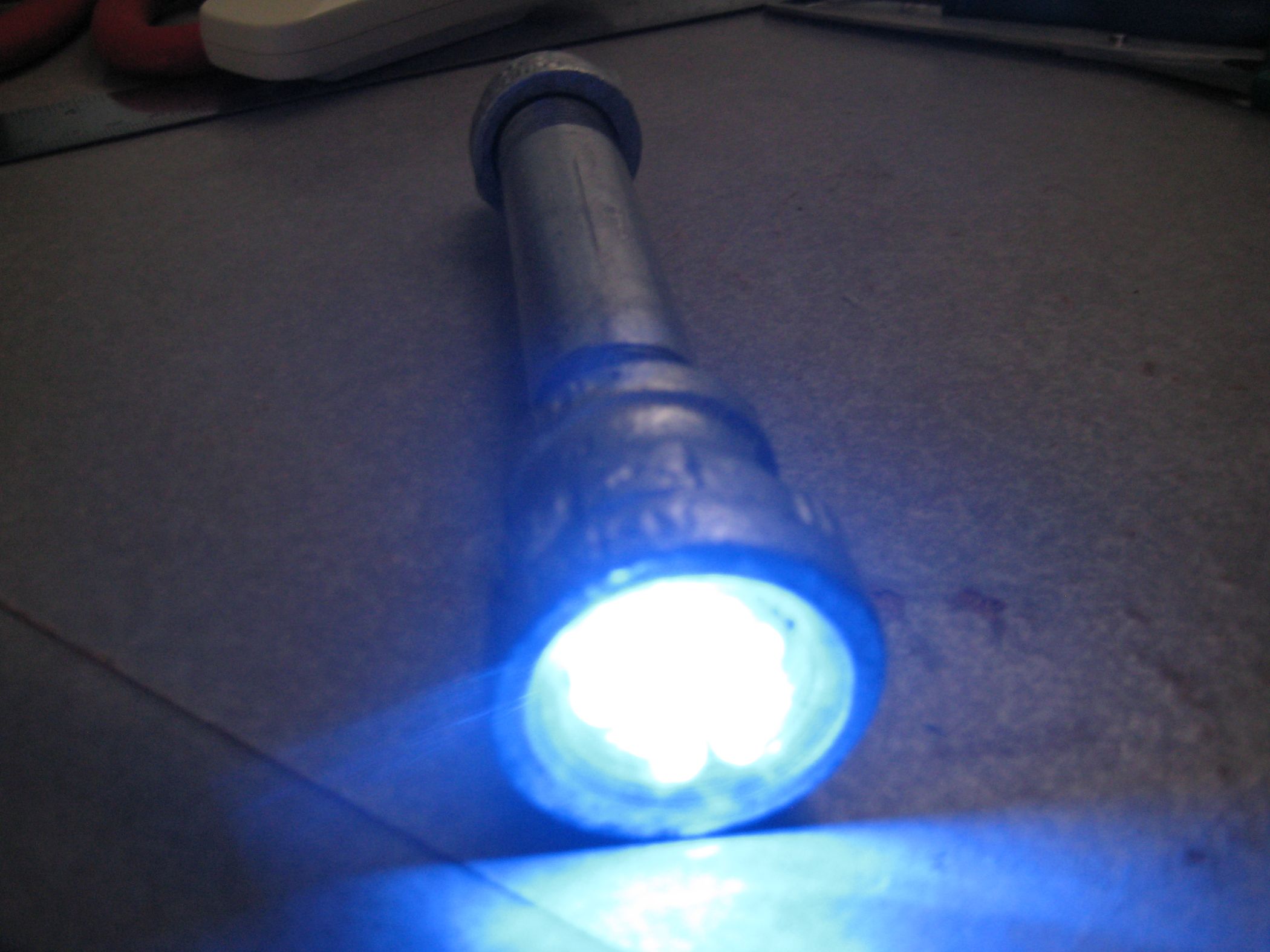 Gas Pipe Flashlight : 8 Steps (with Pictures) - Instructables