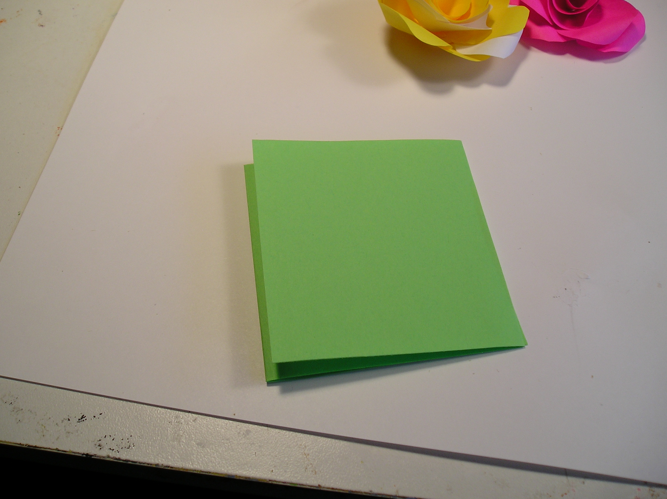 How to Make "Post It Notes" Roses : 10 Steps - Instructables