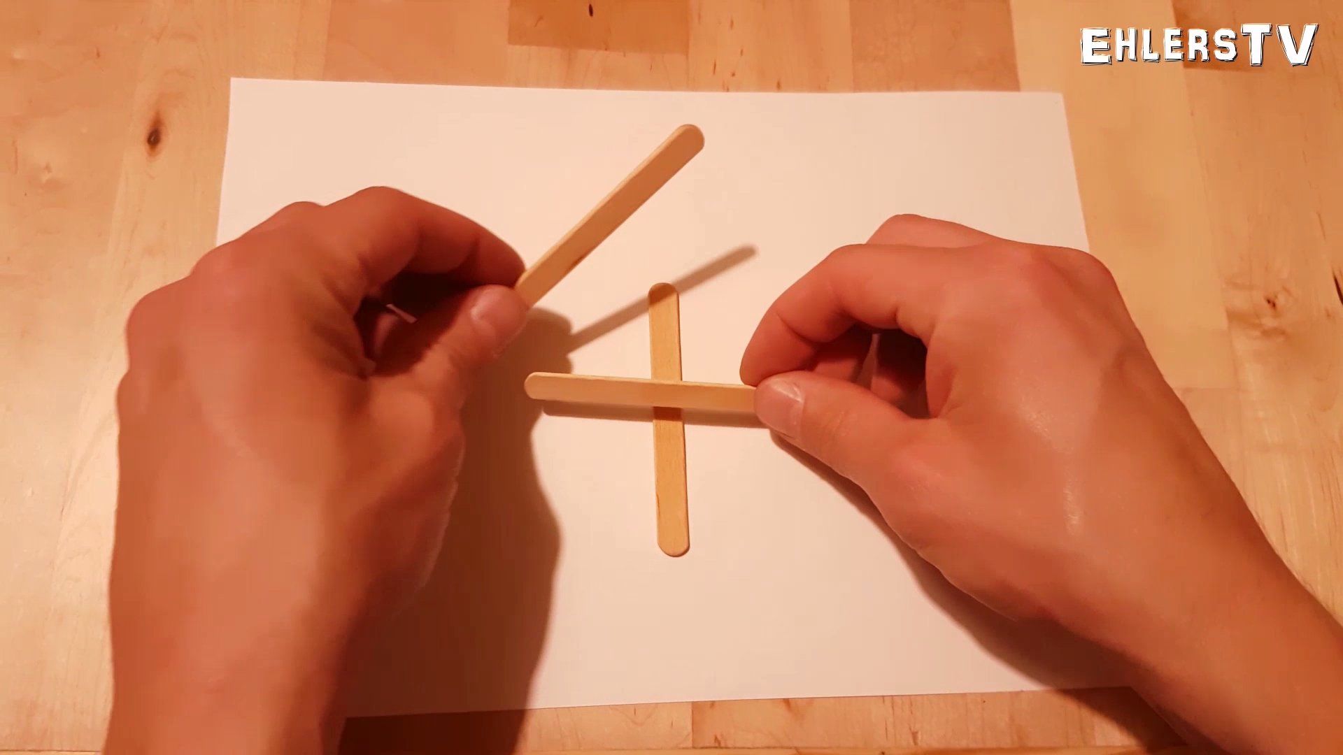 How to Turn 3 Popsicle Sticks Into 4 (WITHOUT BREAKING THEM) : 4 Steps ...