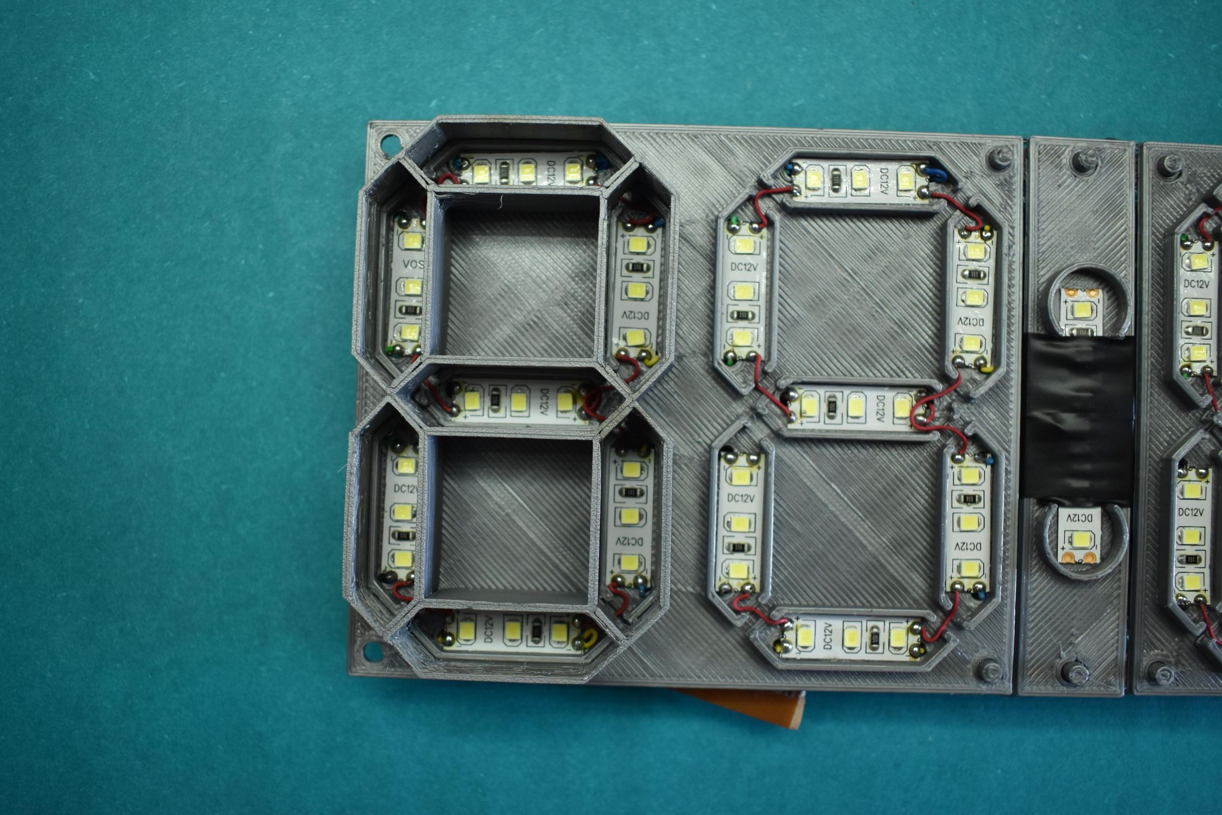 A Simple Clock : 11 Steps (with Pictures) - Instructables