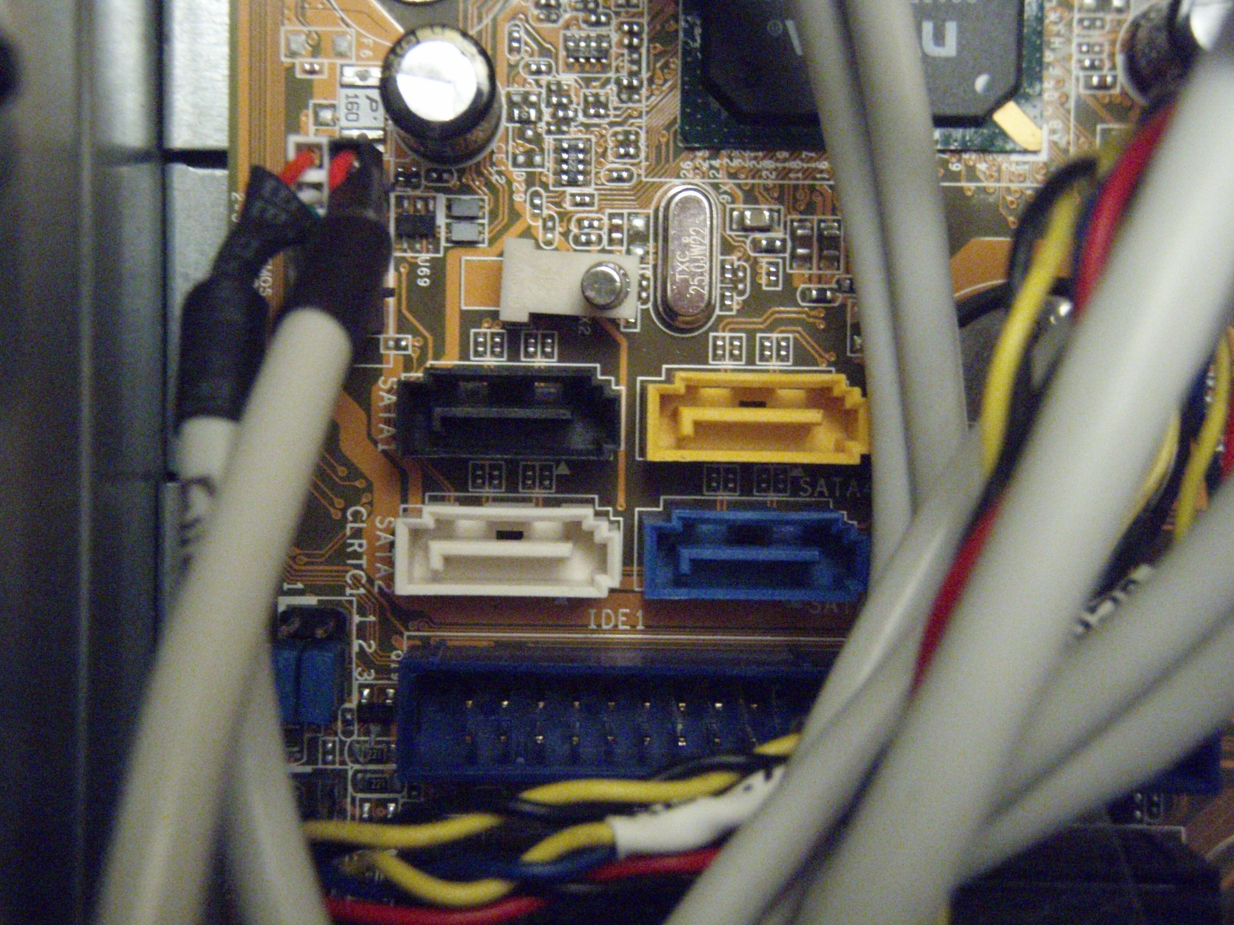 How to Disassemble a Computer : 16 Steps (with Pictures) - Instructables
