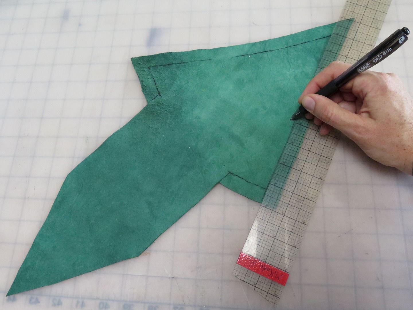 No-Sew Leather Bra : 13 Steps (with Pictures) - Instructables