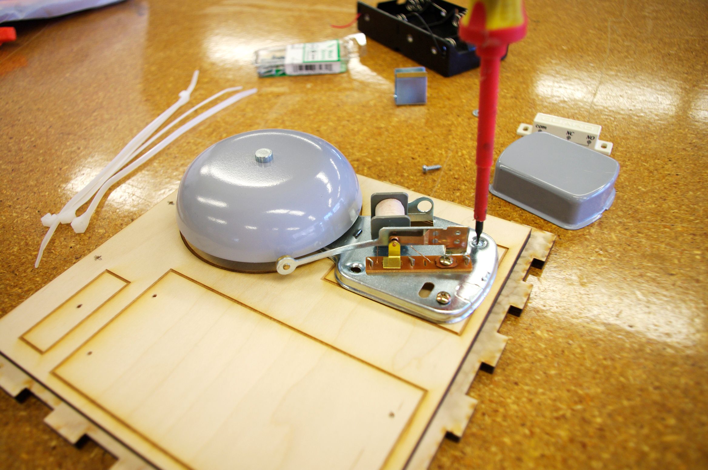 Prank Box : 17 Steps (with Pictures) - Instructables