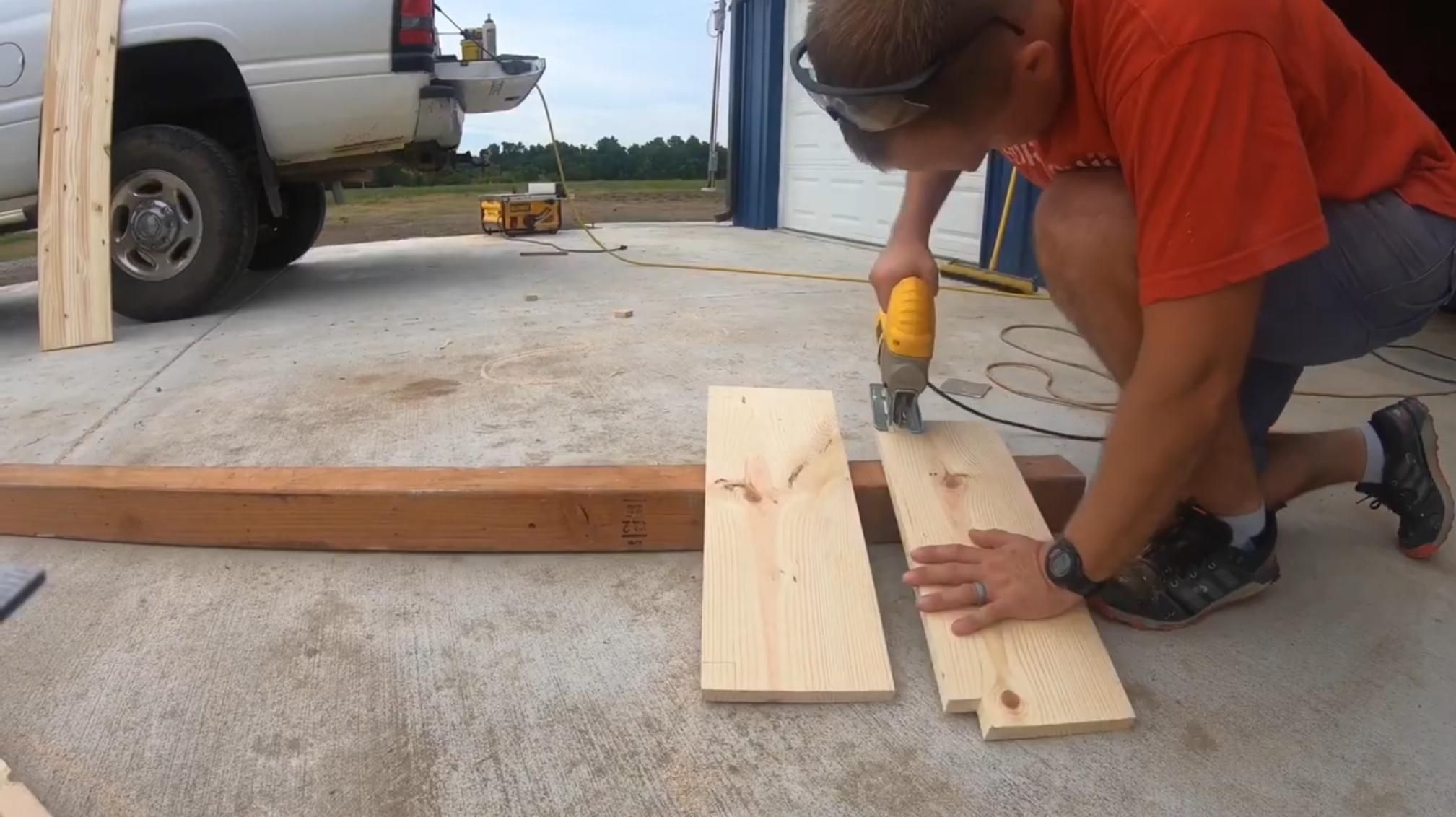 How to Build a Small Desk : 14 Steps (with Pictures) - Instructables