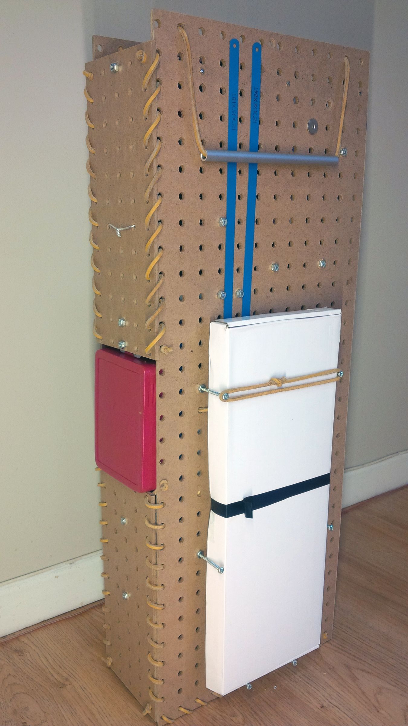Portable Pegboard Workstation : 10 Steps (with Pictures) - Instructables