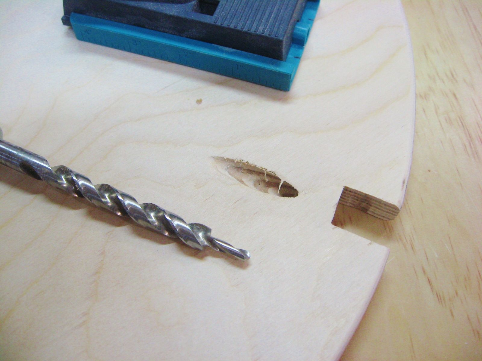 Stop Sign Coffee Table : 7 Steps (with Pictures) - Instructables
