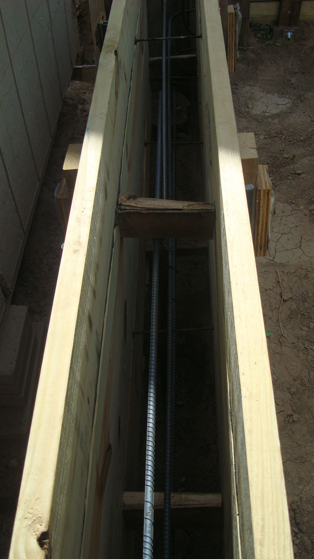 Retaining Wall and Footer/ Pouring Concrete - Instructables
