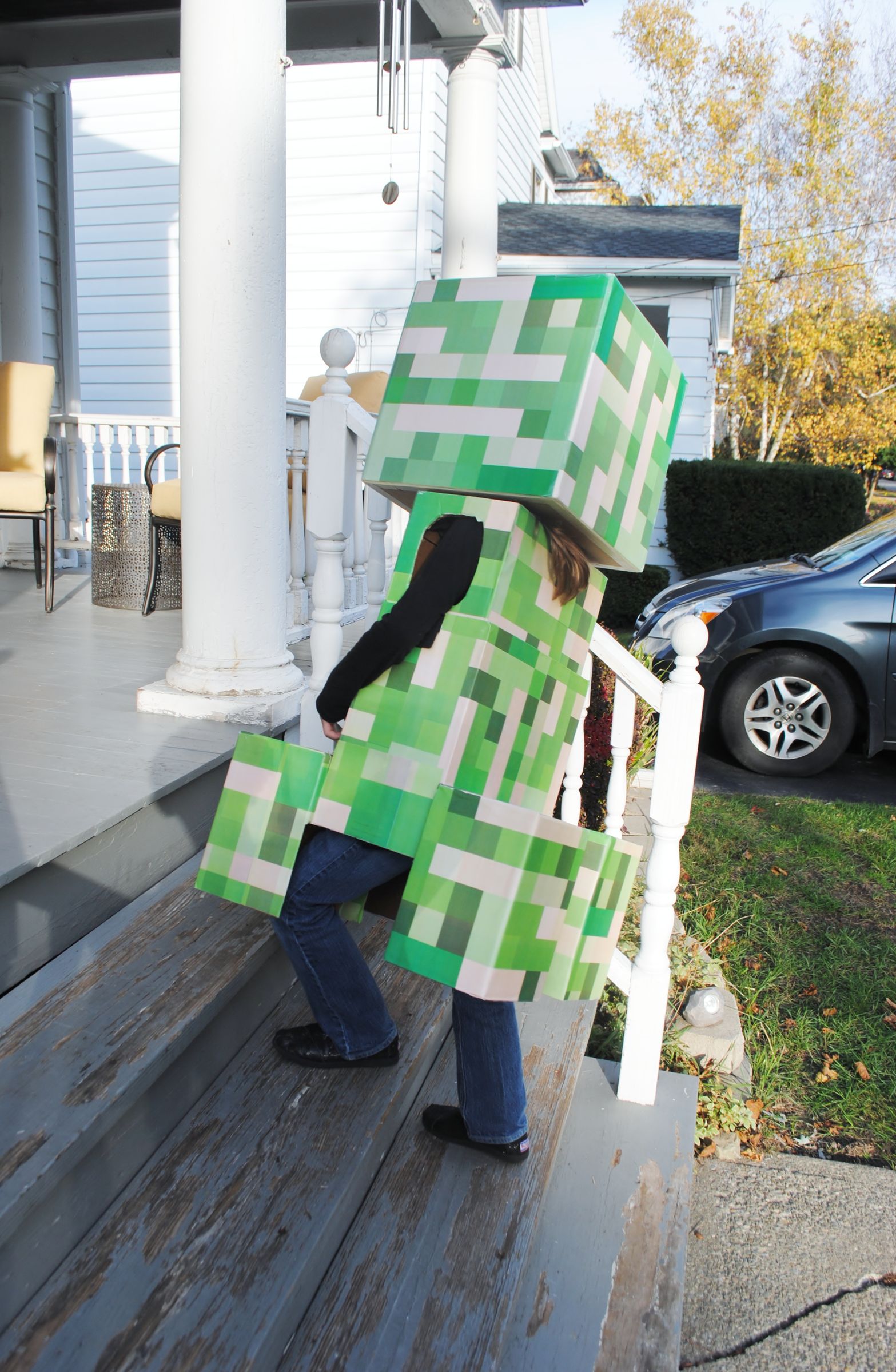 Telescoping Minecraft Creeper Costume : 7 Steps (with Pictures ...