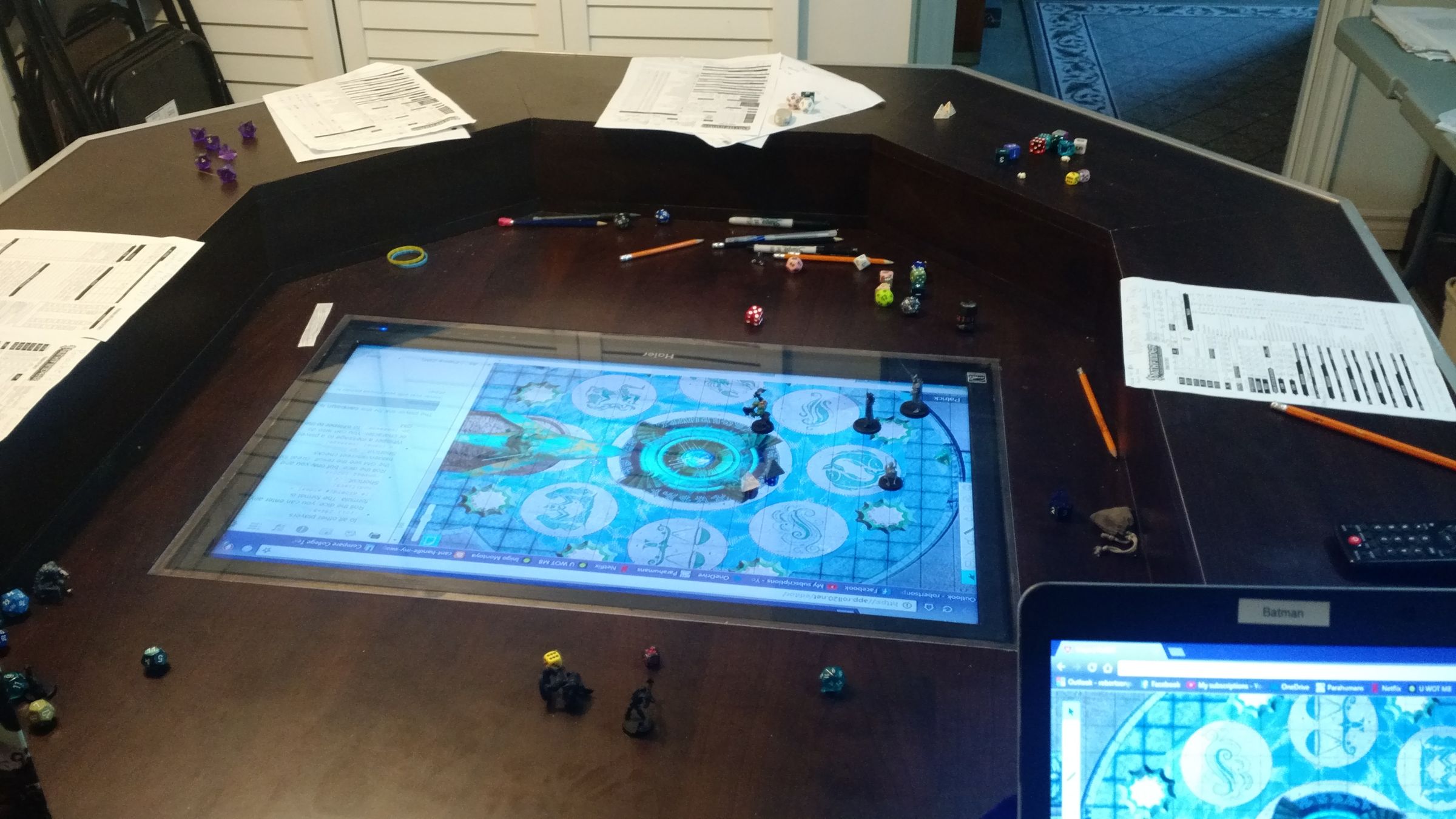 Game Table : 6 Steps - Instructables