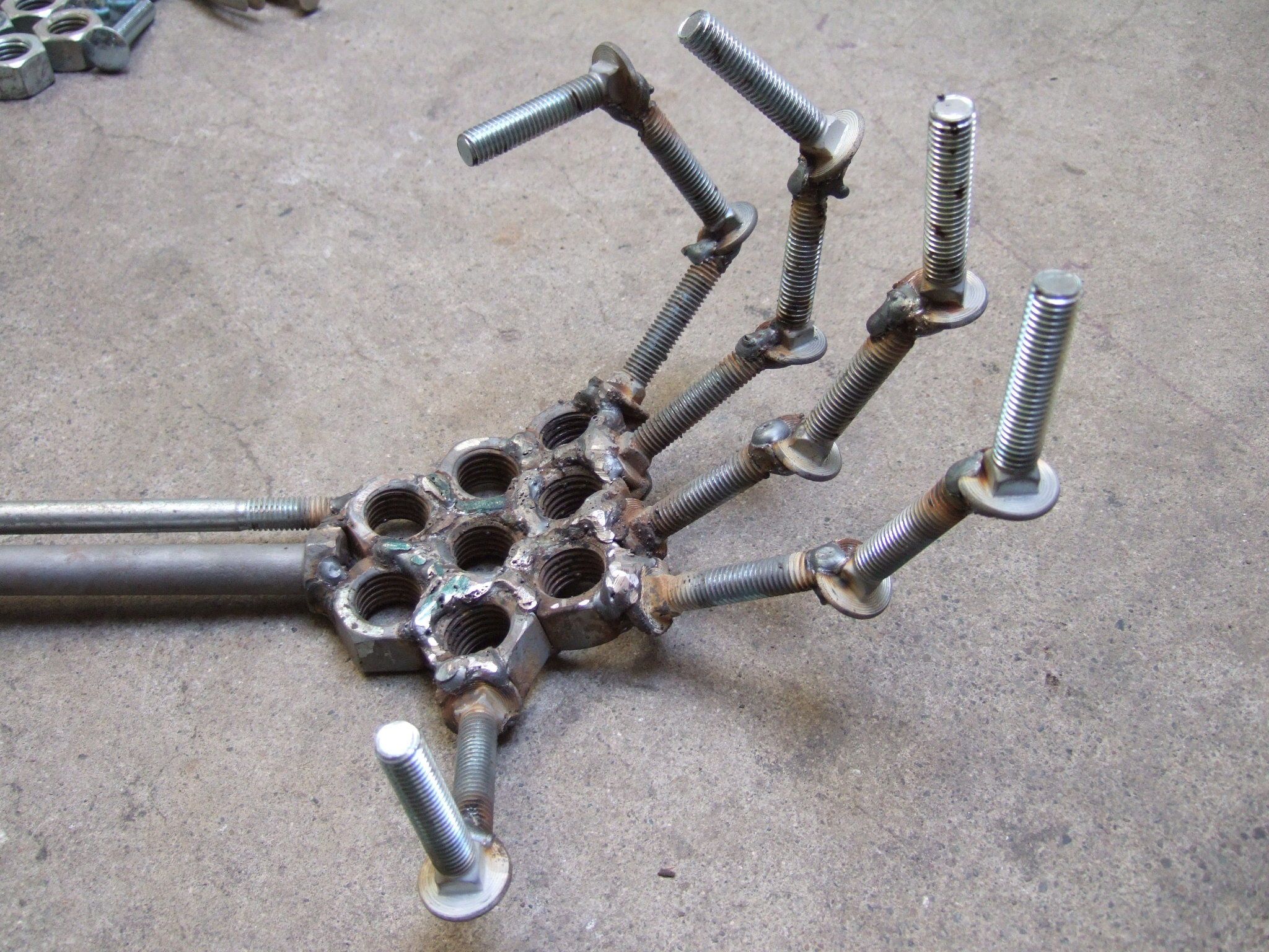 Giant Steel Skeleton Hand (and Coat Rack) : 7 Steps (with Pictures ...