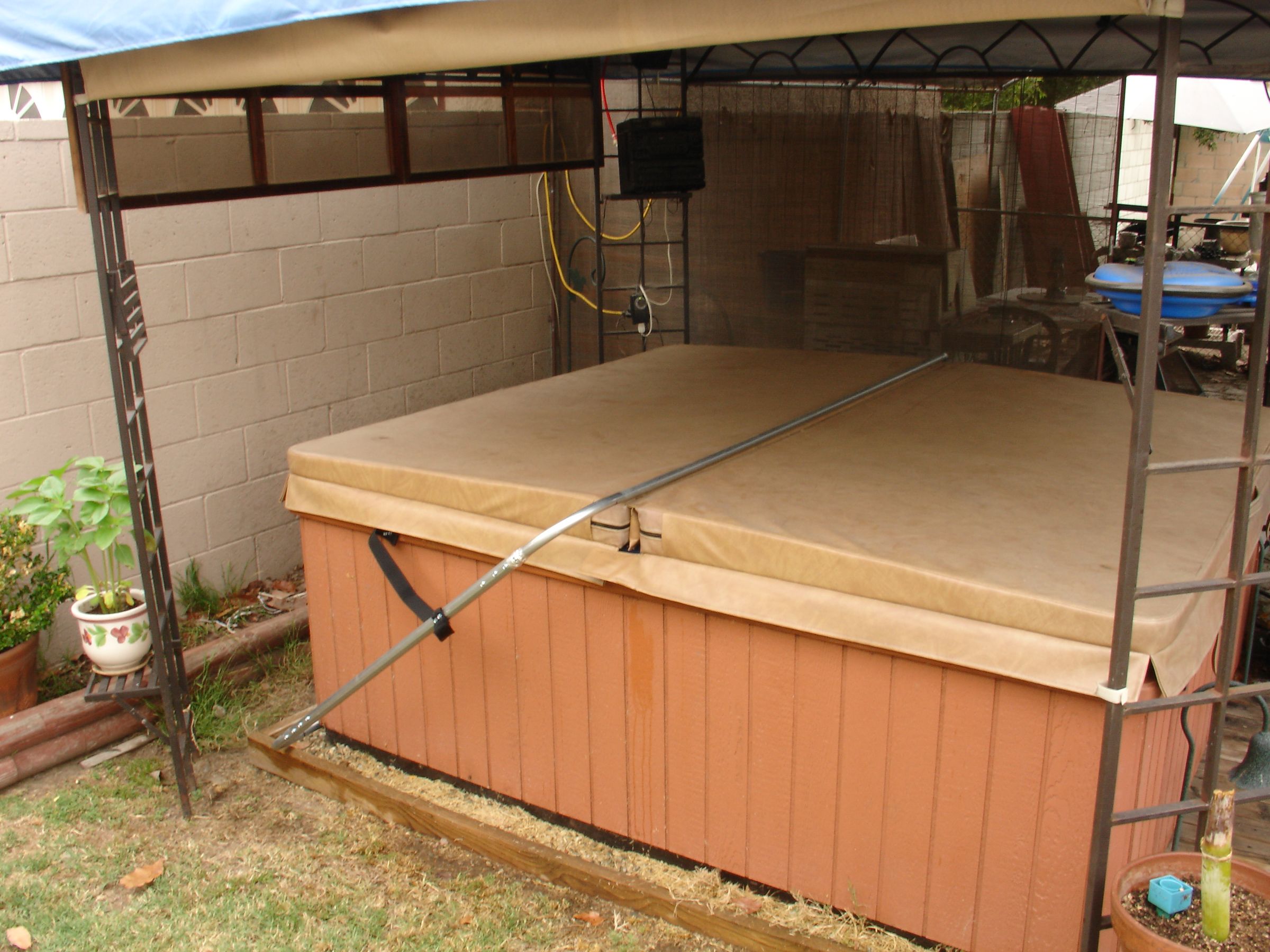 Home Made Spa Cover Lift : 9 Steps (with Pictures) - Instructables