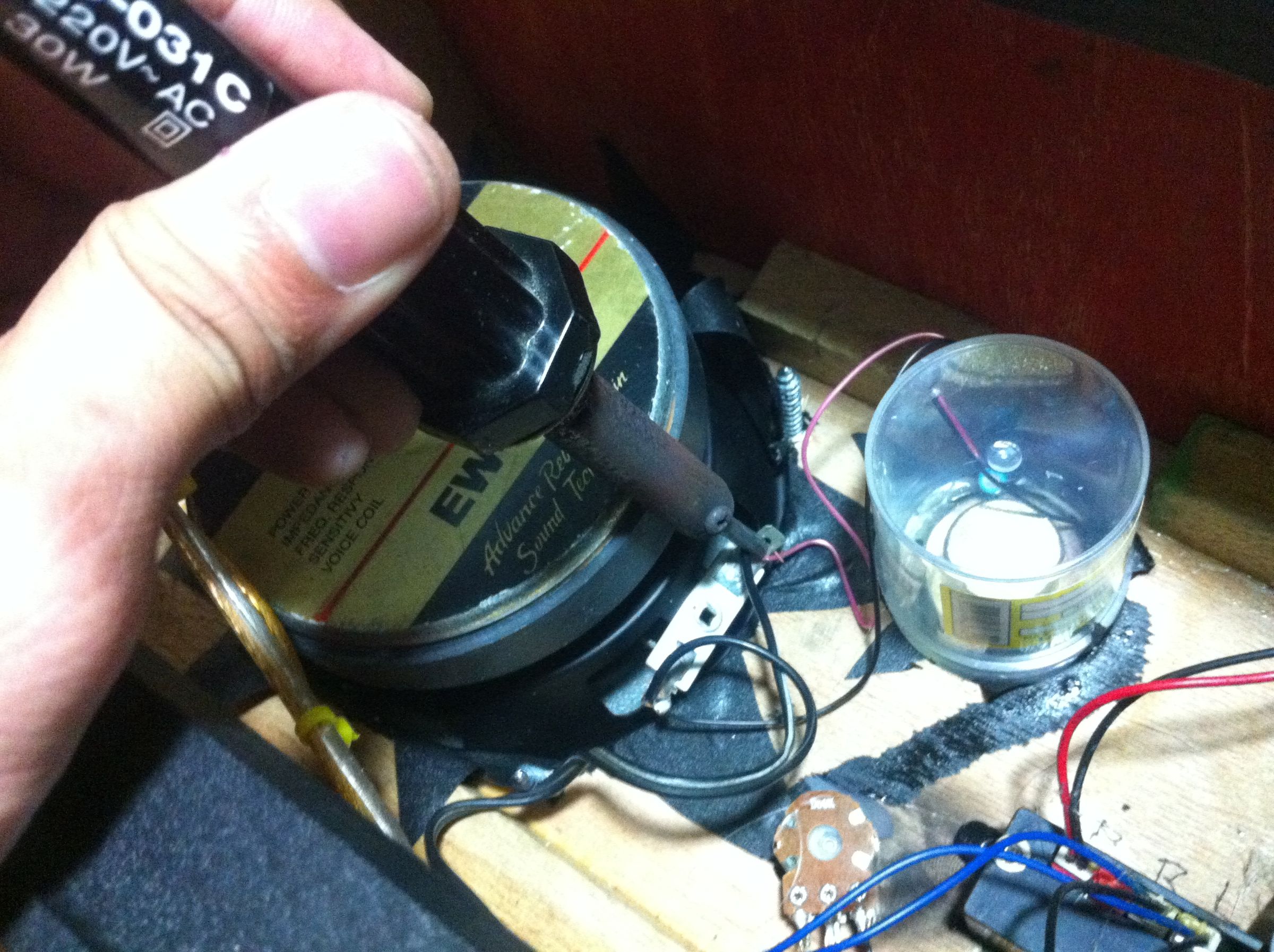 DIY Portable Boombox (from SCRATCH!) : 18 Steps (with Pictures ...