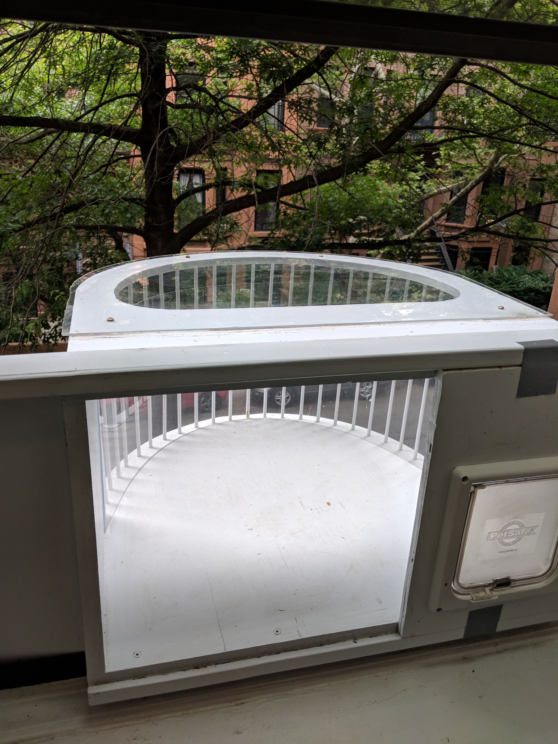 Window Catio (Cat Patio) : 12 Steps (with Pictures) - Instructables