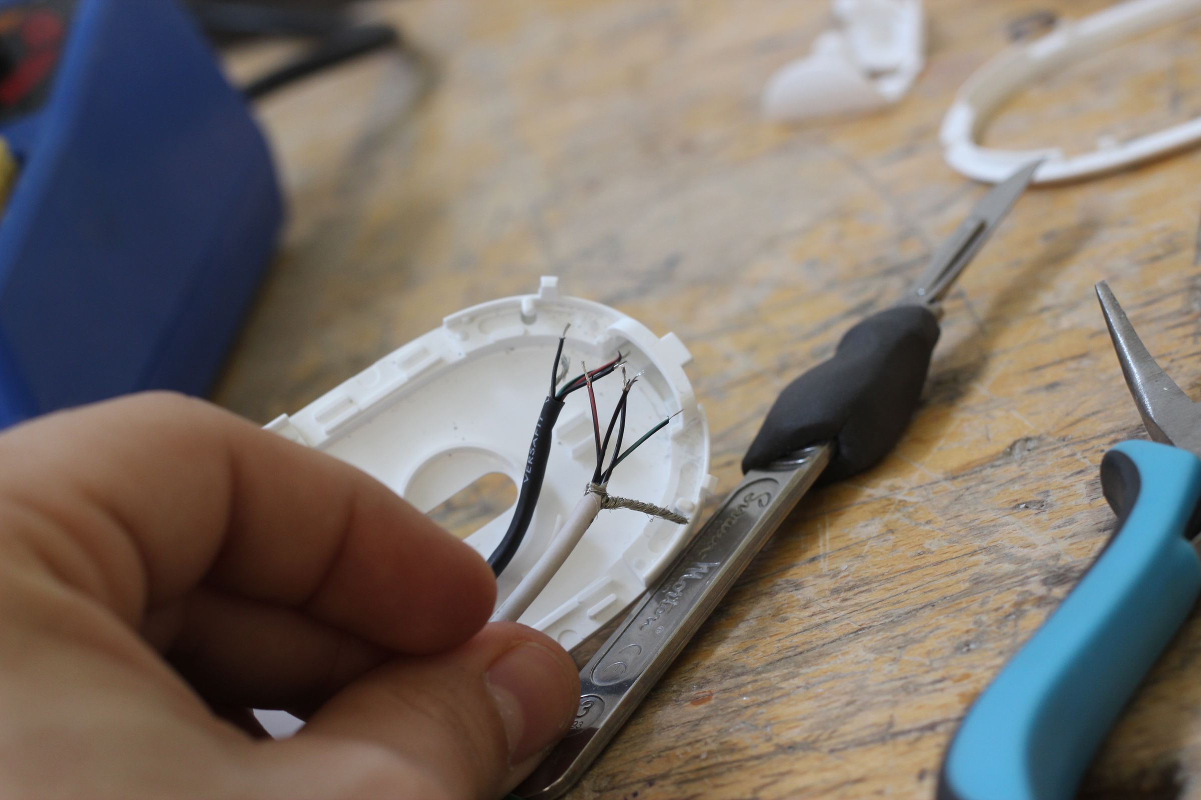 Fix a Bad Cable on Your Mighty Mouse : 12 Steps (with Pictures ...