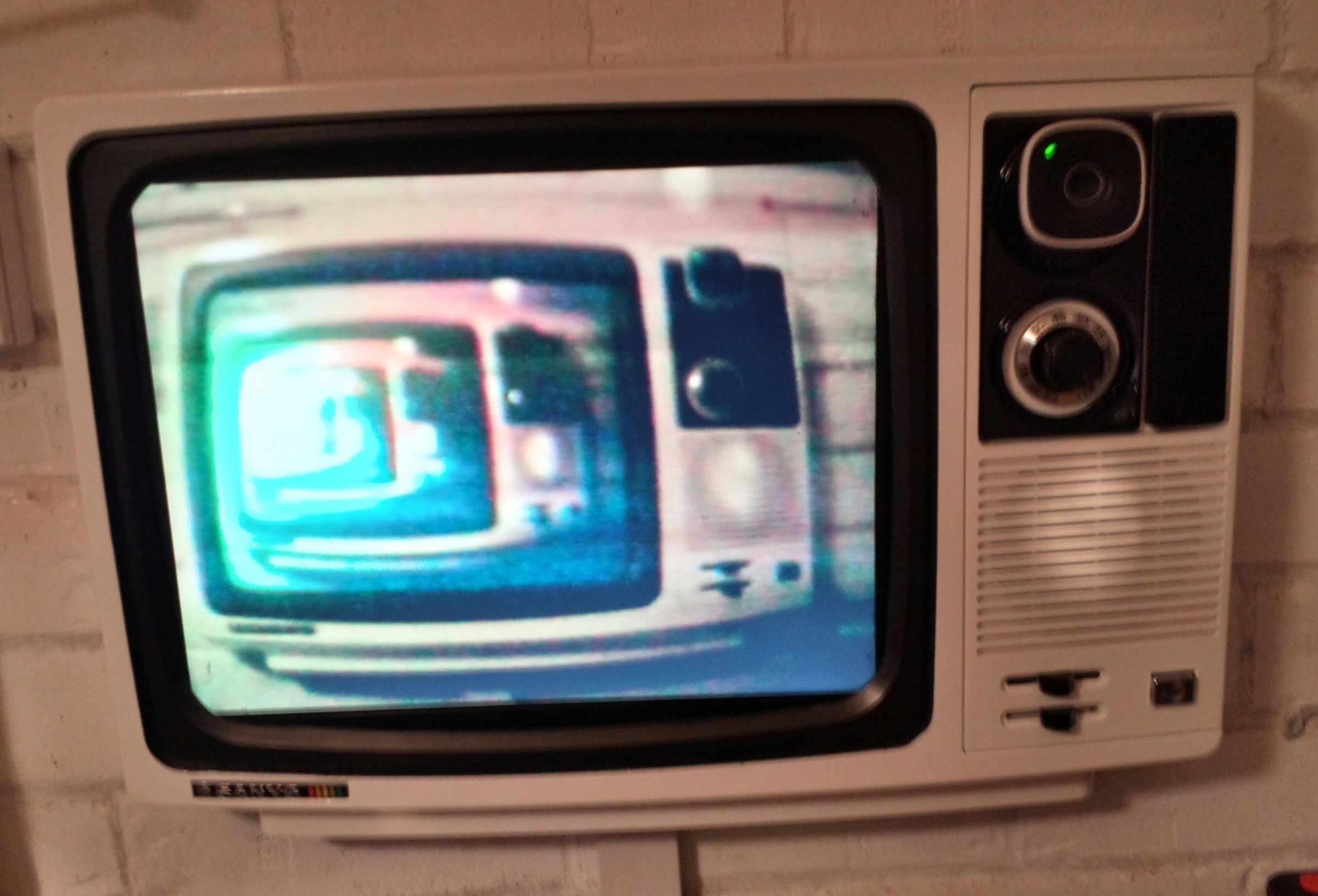 Retro-Future TV Conversion : 6 Steps (with Pictures) - Instructables