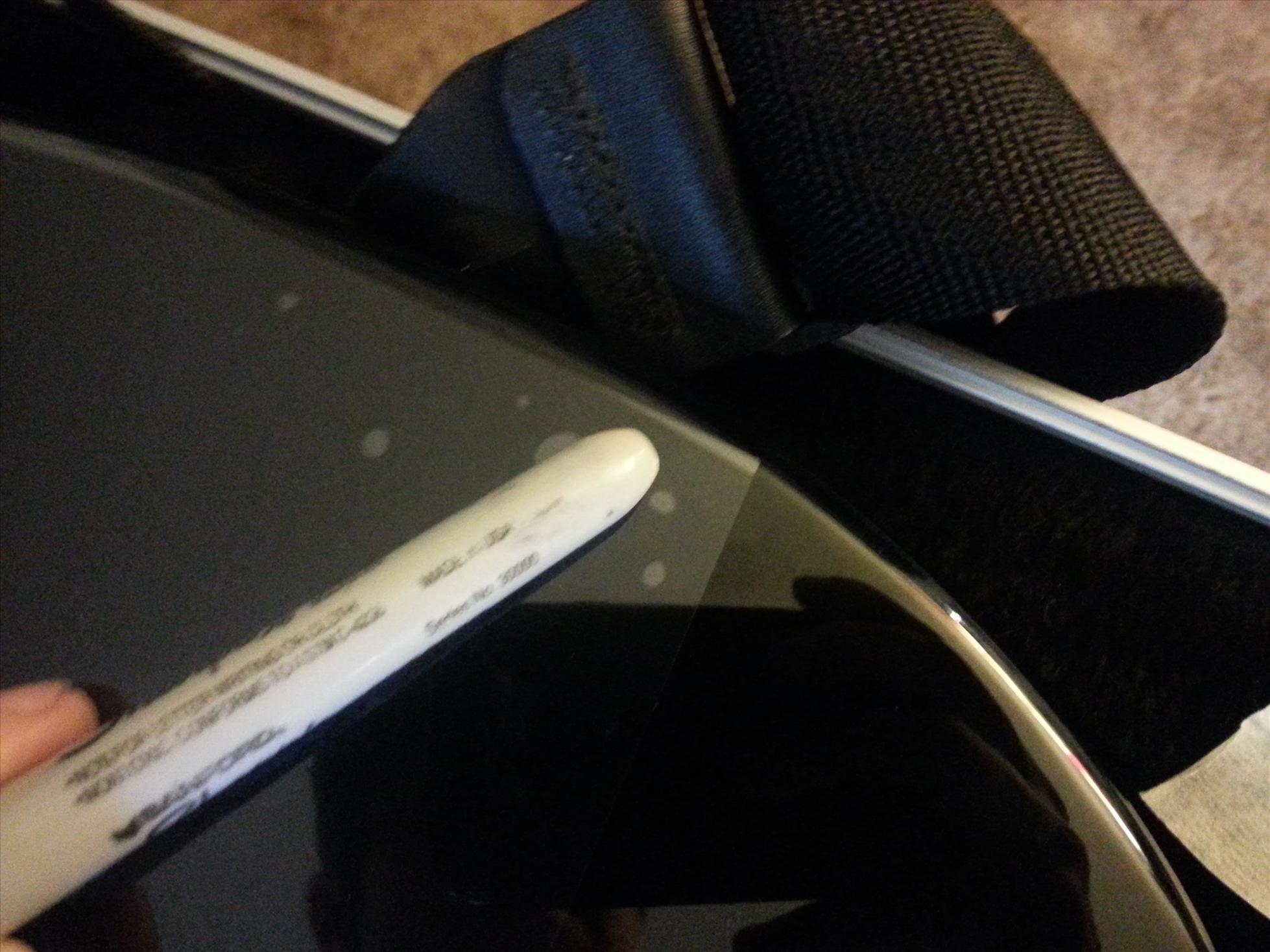 Invisible Guitar Scratch Pad (Buckle Rash Protector) : 6 Steps ...