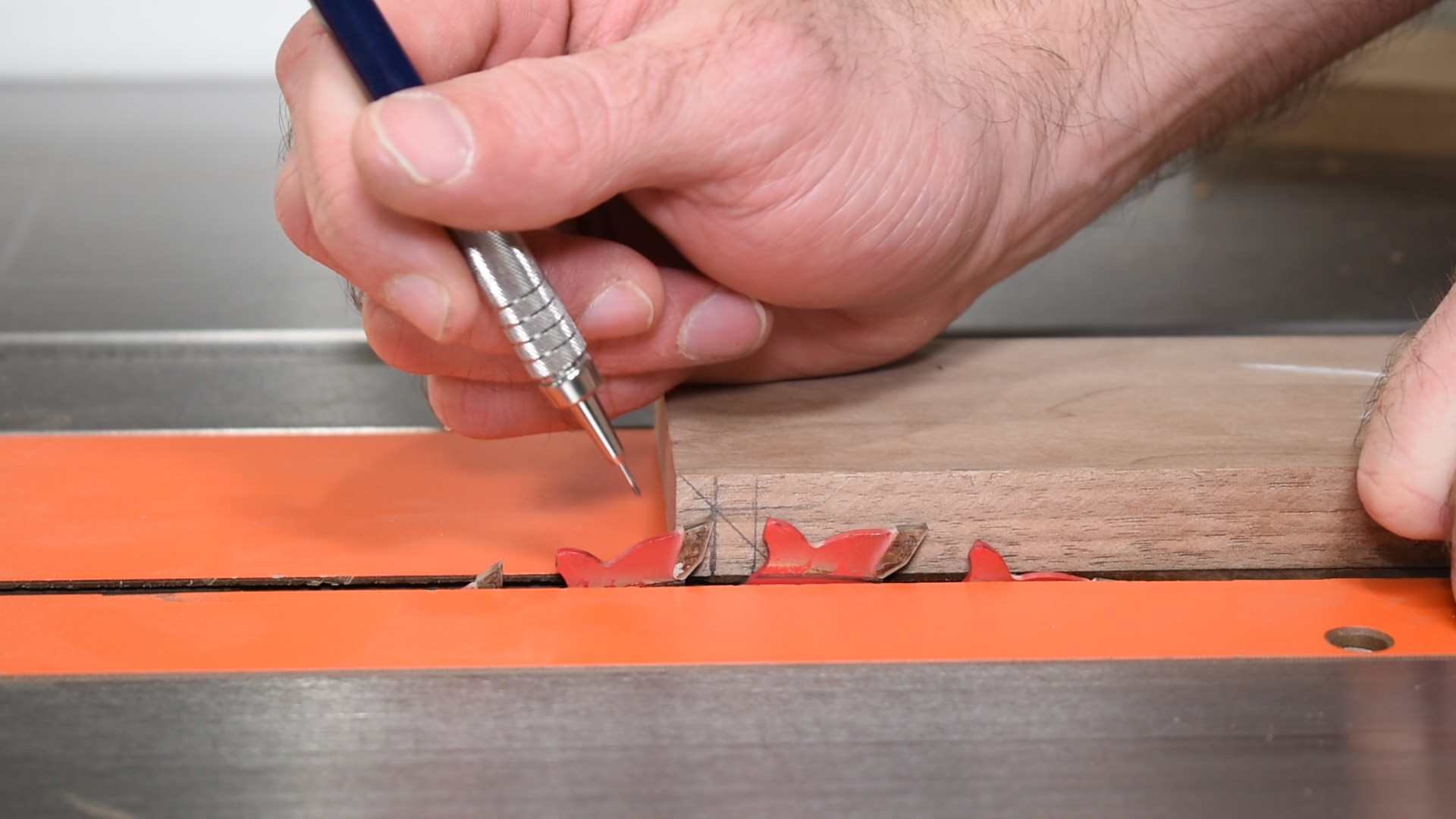 Locking Rabbet Miter Joint : 8 Steps (with Pictures) - Instructables