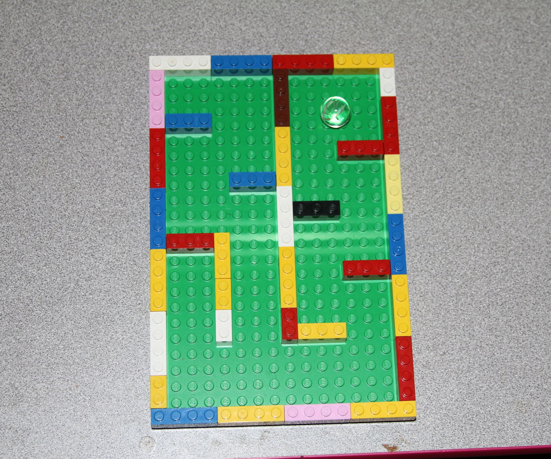 Simple LEGO Marble Maze : 4 Steps - Instructables