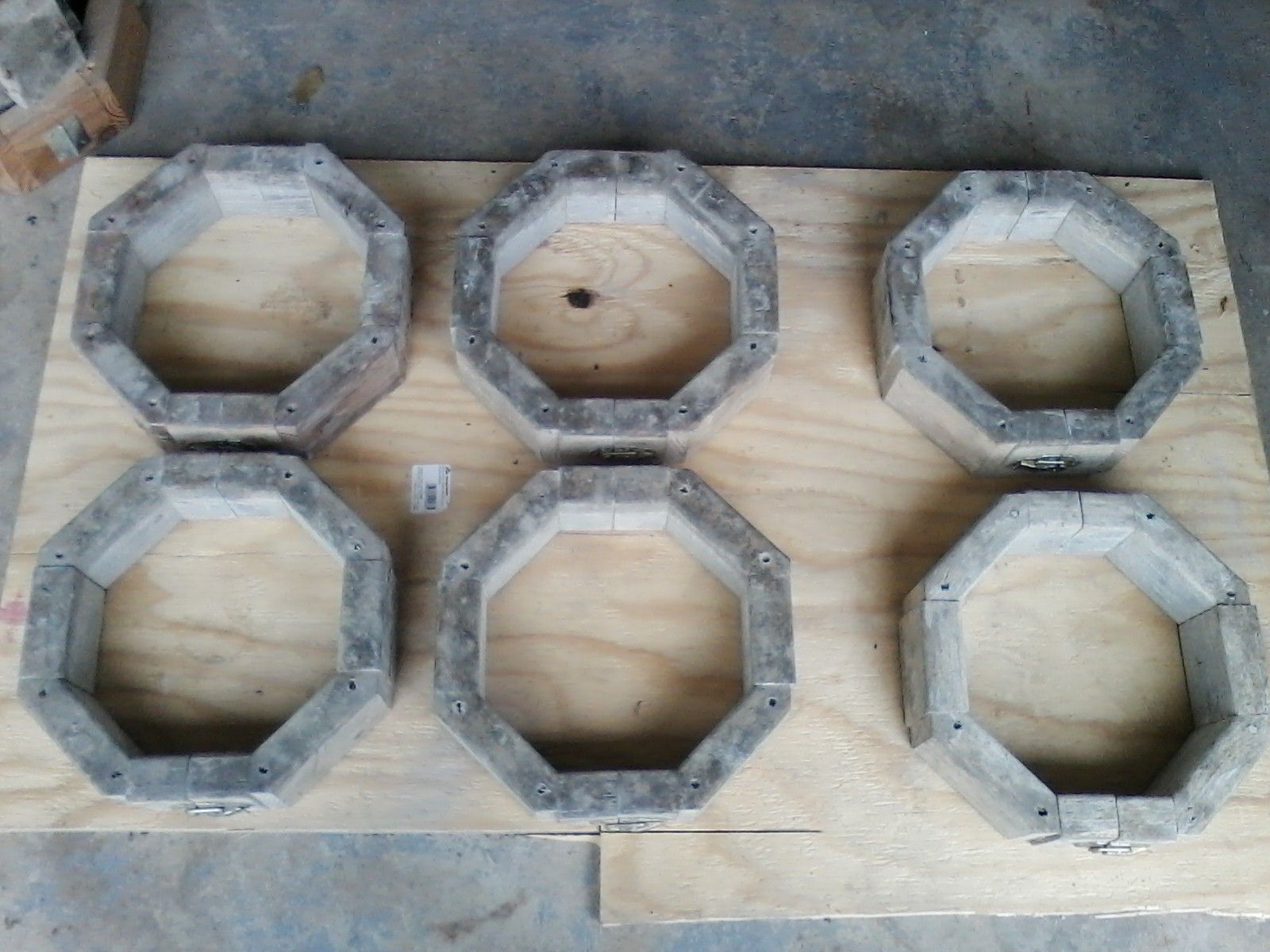 Concrete Octagonal Driveway Pavers : 8 Steps (with Pictures ...