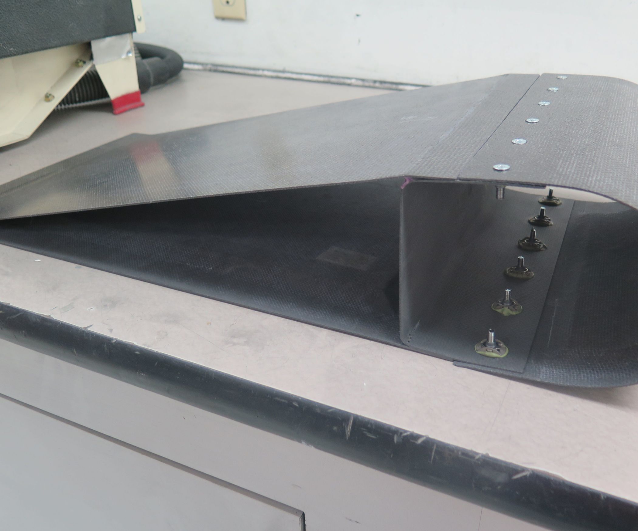 Carbon Fiber Aircraft Flap : 98 Steps (with Pictures) - Instructables