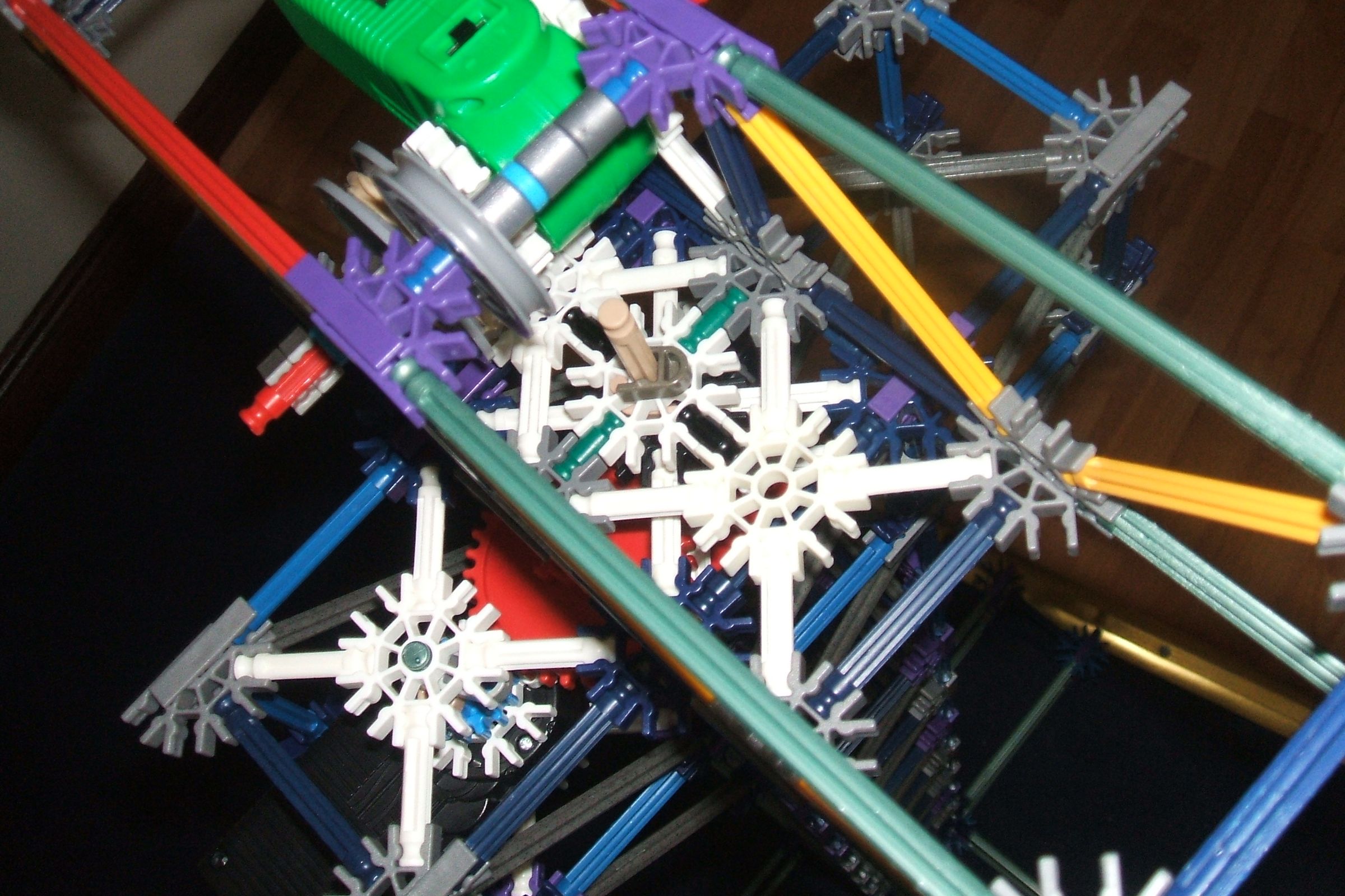 Knex Crane : 8 Steps - Instructables