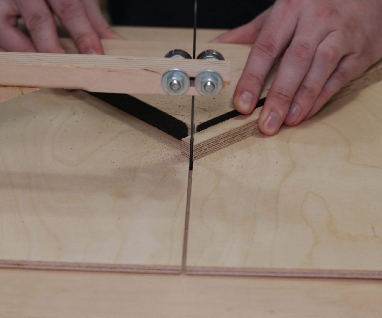 Vintage Look Media PC From an Old Laptop : 30 Steps (with Pictures ...