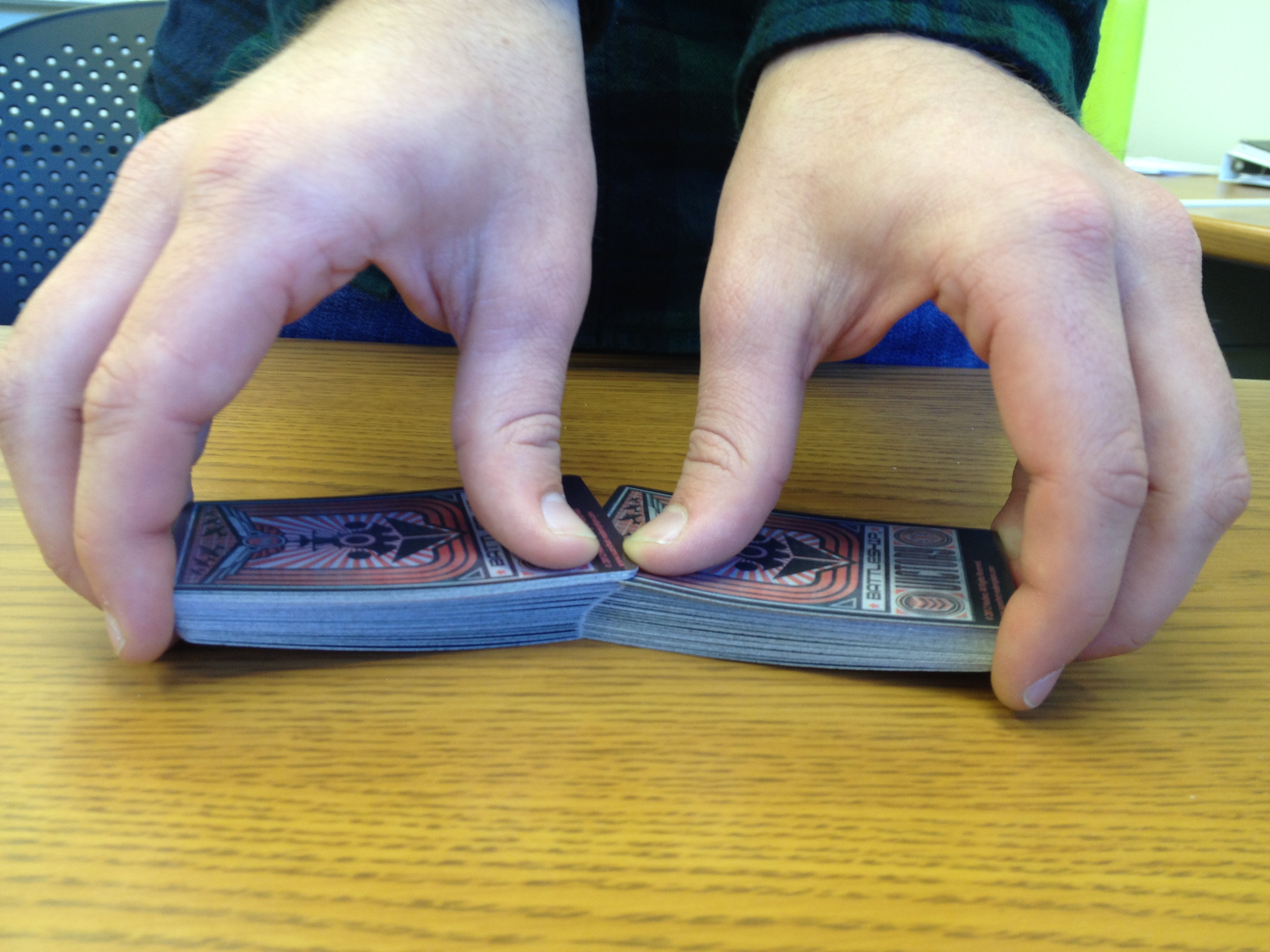 How to Shuffle Cards Like a Magician! : 7 Steps - Instructables