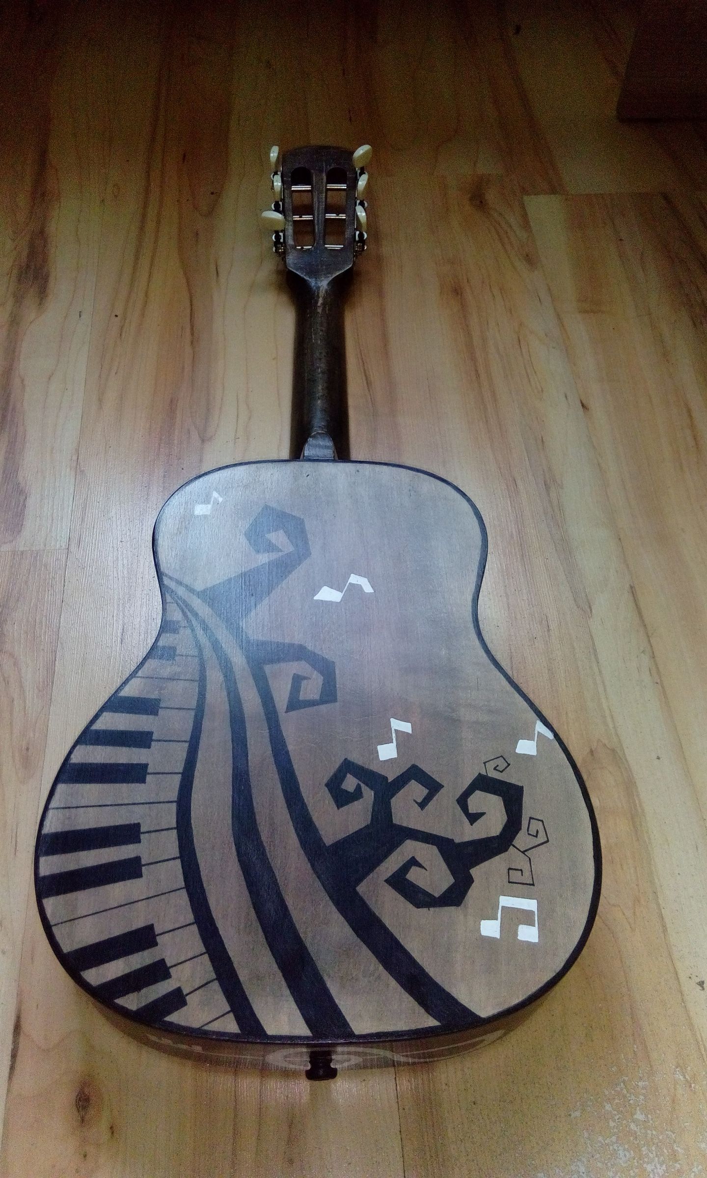 Old Guitar Renovation / Makeover : 5 Steps (with Pictures) - Instructables