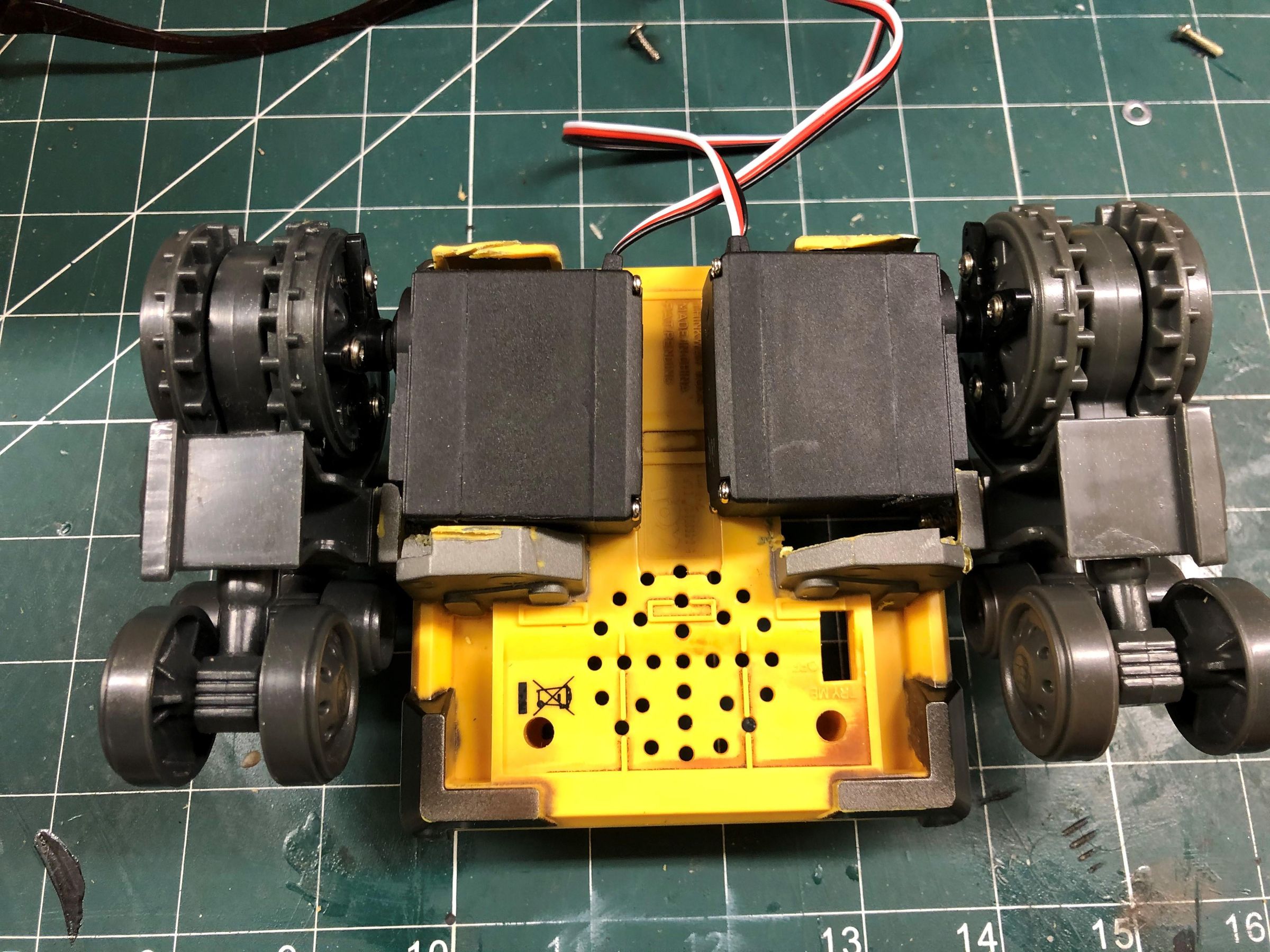 Wall-E Robot Arduino EasyVR3 (Updated) New Video With Voice Commands ...