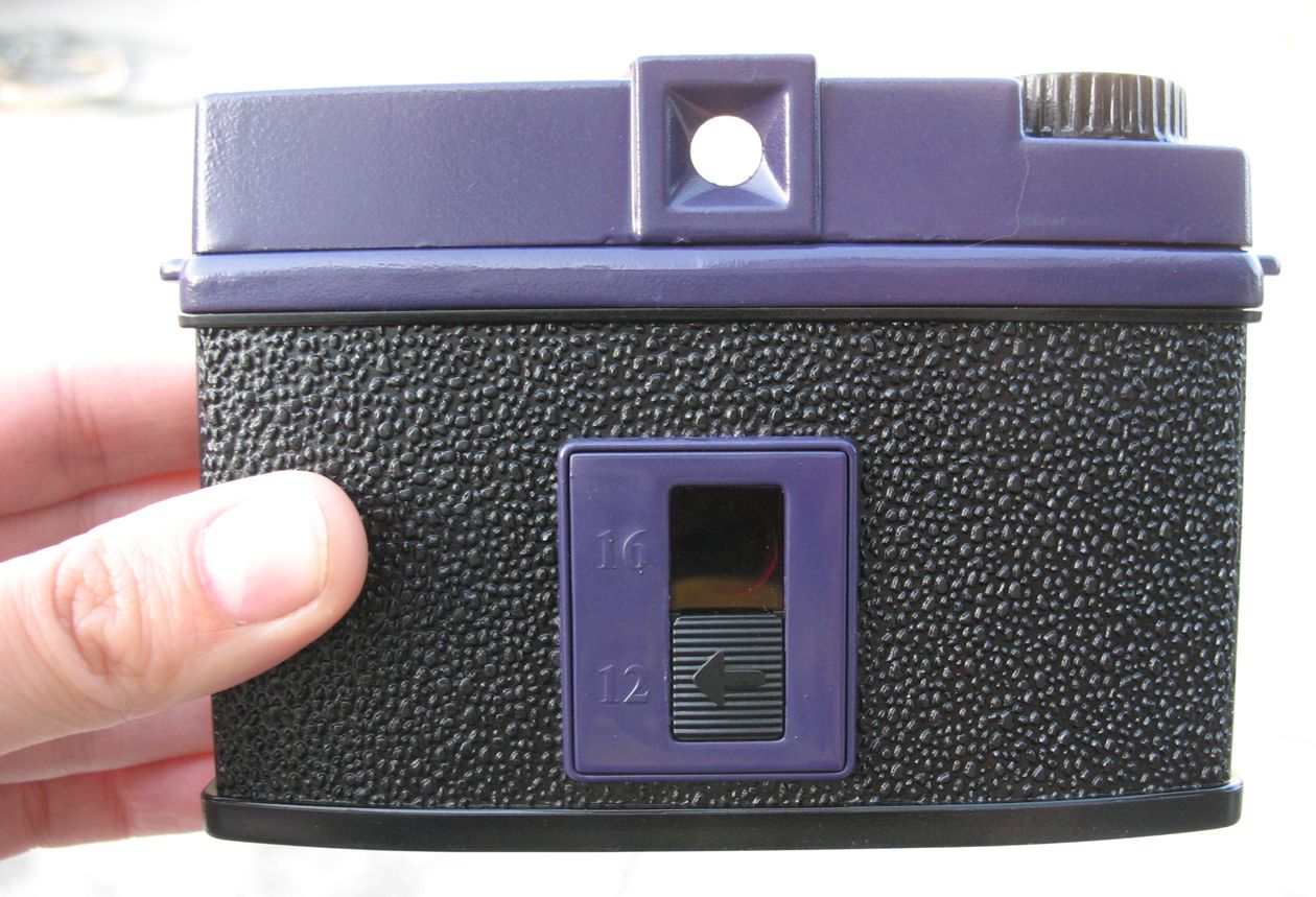 How to Paint a Plastic Camera : 6 Steps (with Pictures) - Instructables