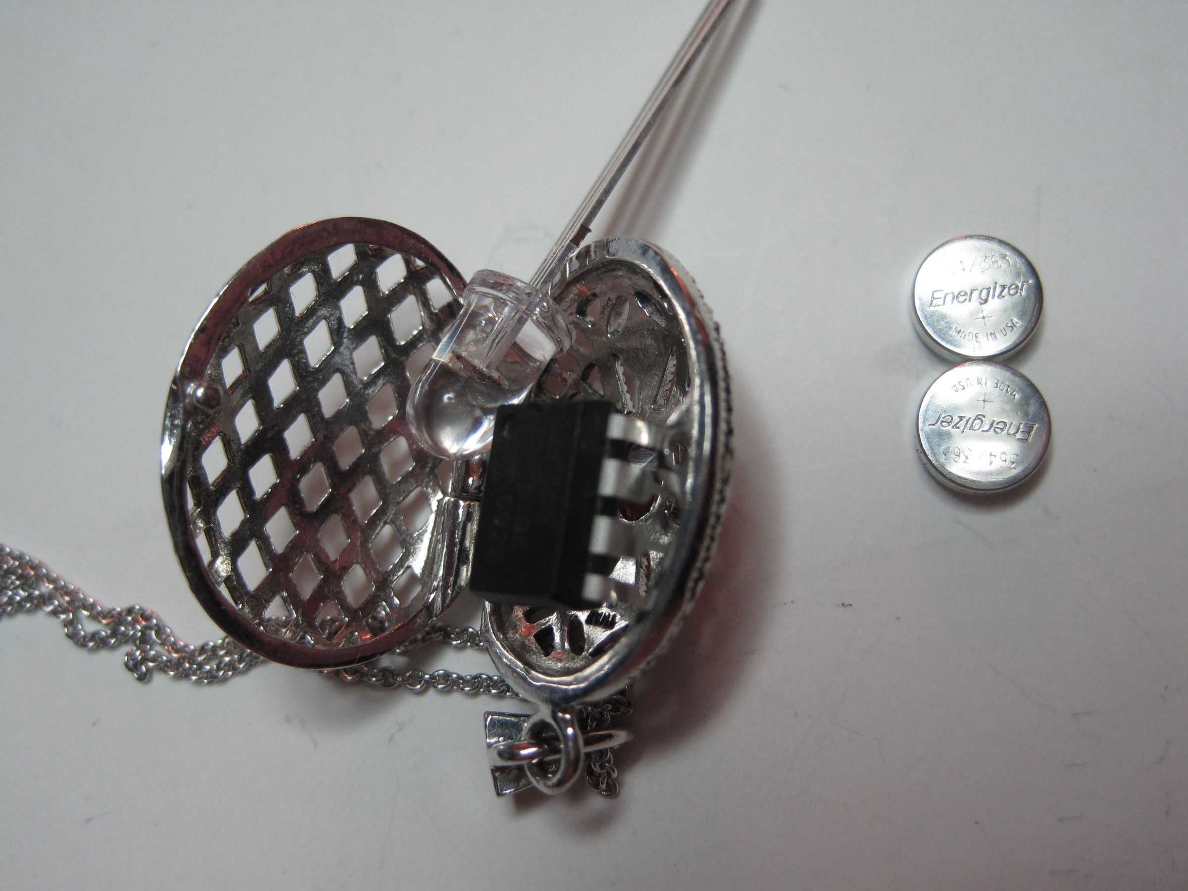 Magic Locket : 14 Steps (with Pictures) - Instructables