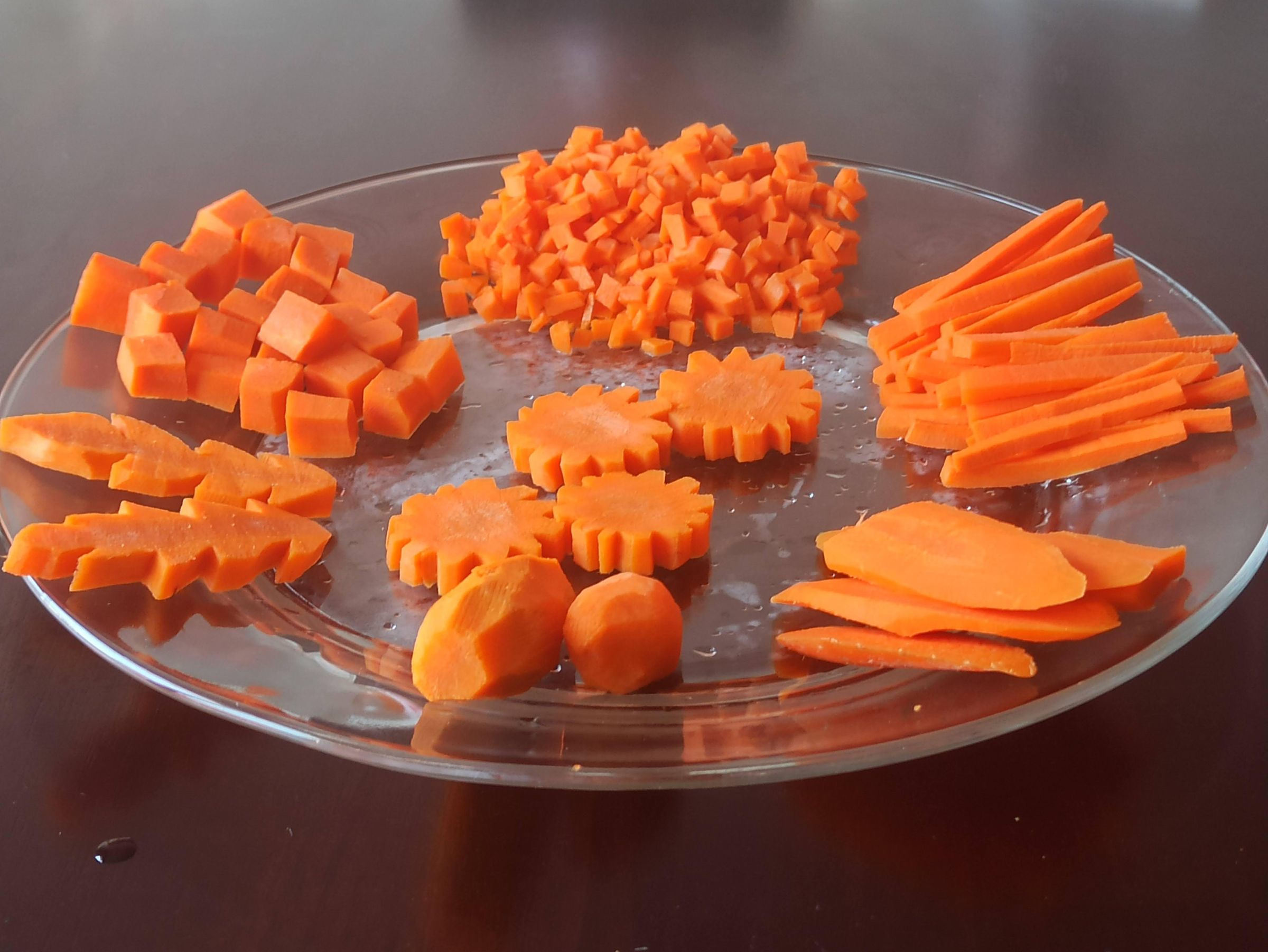 Carrot - Essential Cutting Skills : 11 Steps (with Pictures ...
