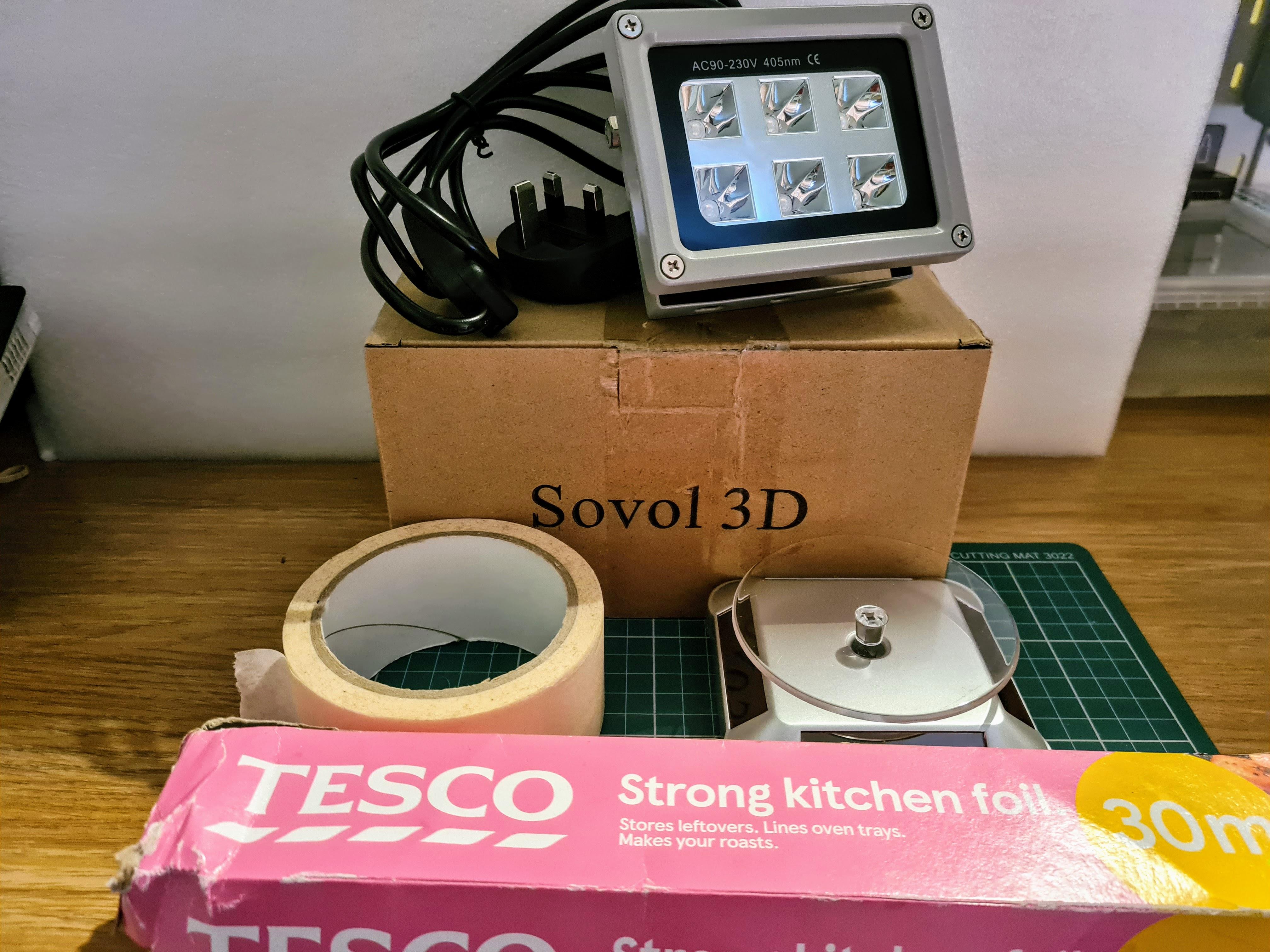 Resin Curing Station From a Cardboard Box : 5 Steps (with Pictures ...