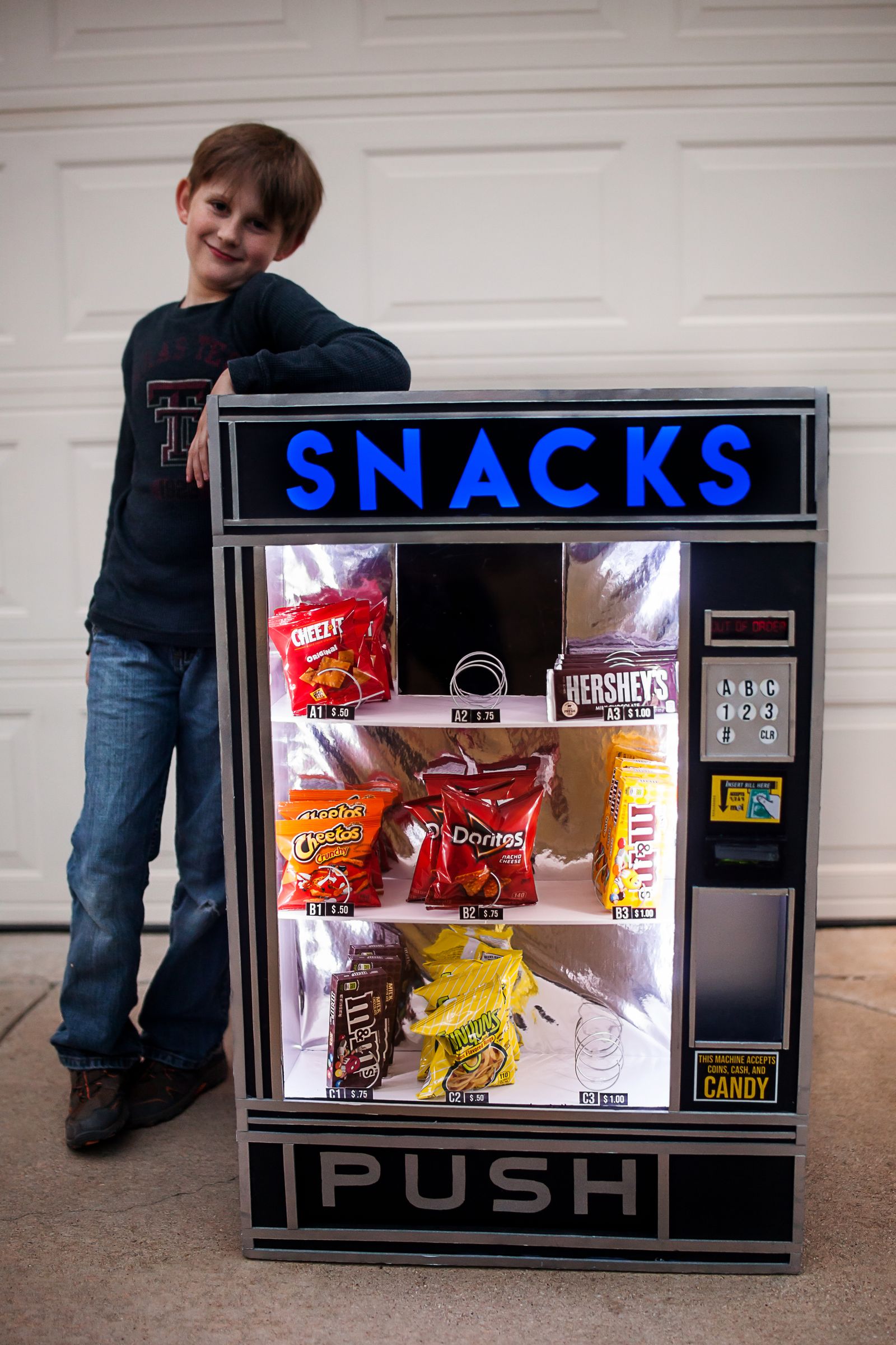 Vending Machine Costume With Working Lights : 7 Steps (with Pictures ...