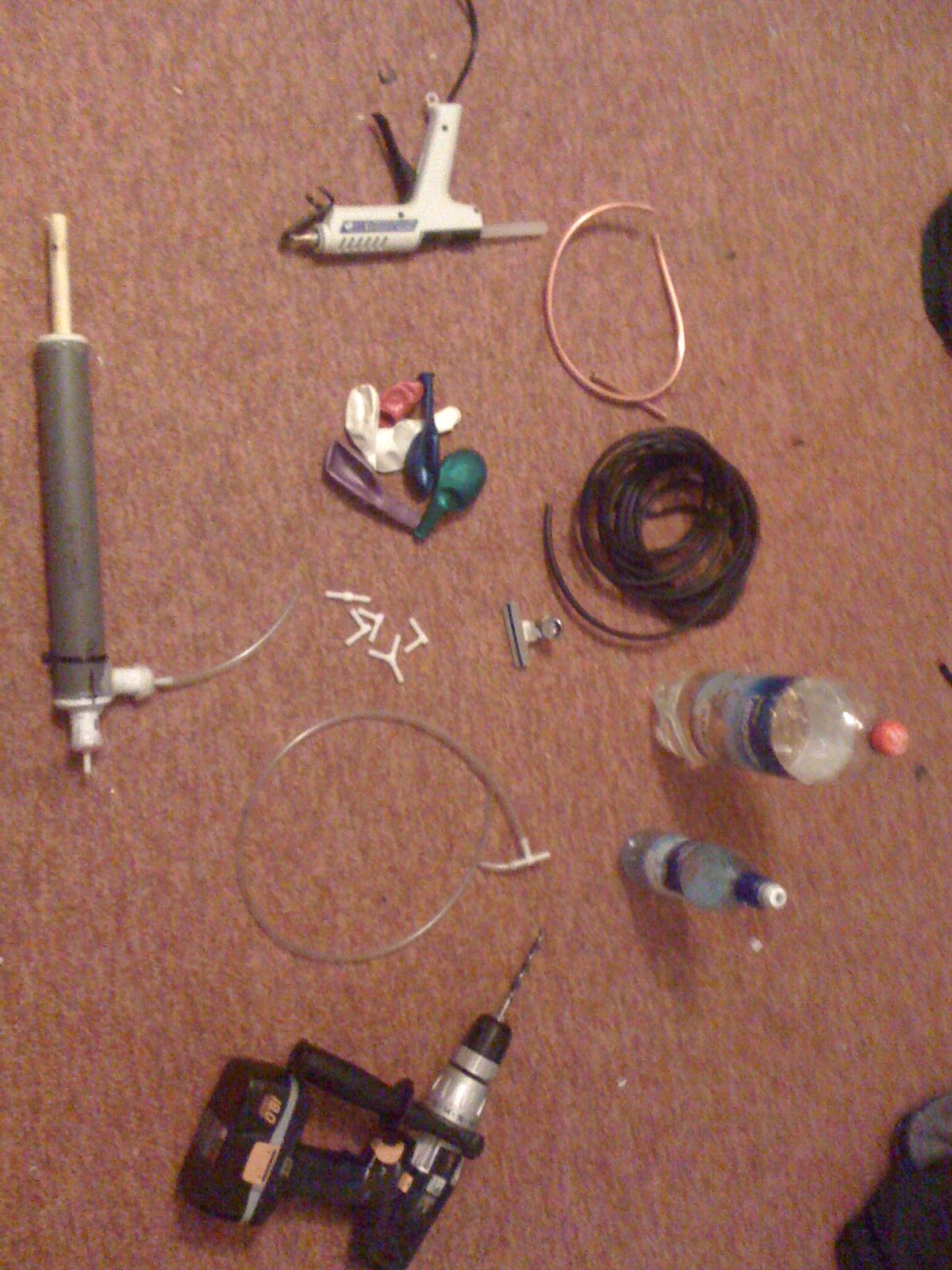 Homemade Super Soaker Water Blaster : 10 Steps - Instructables