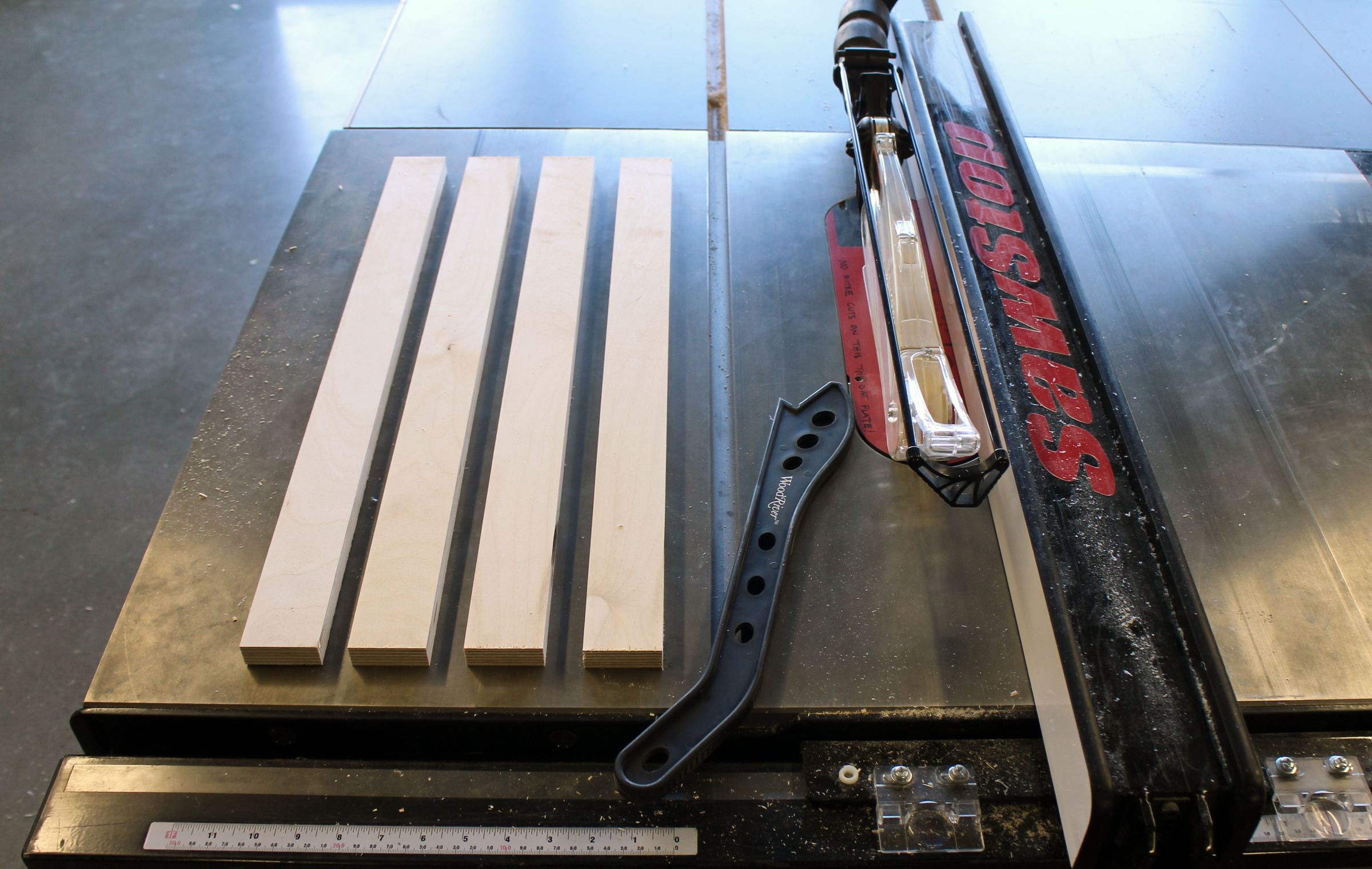 Light-Up Disco Table : 27 Steps (with Pictures) - Instructables