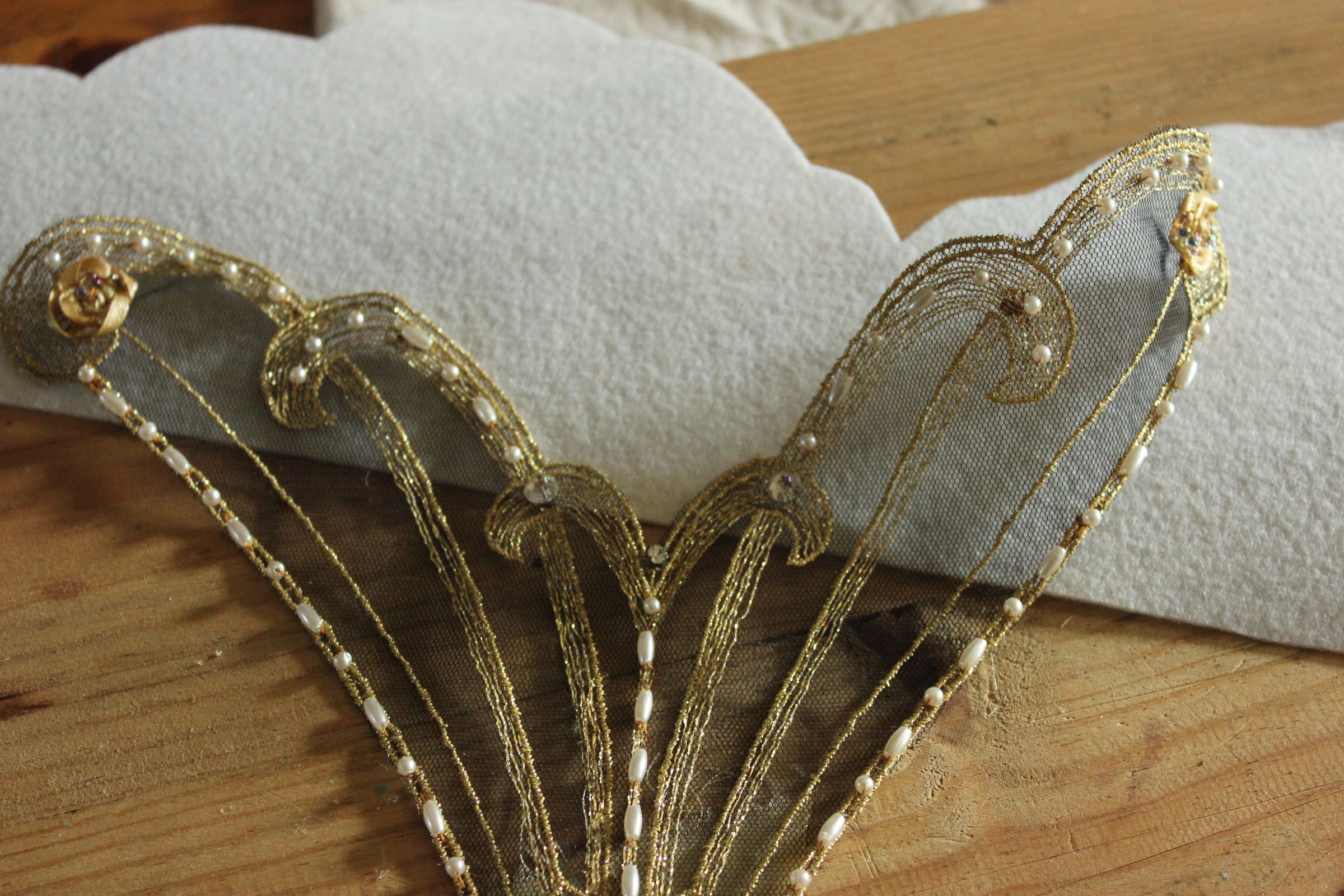 Kokoshnik Tutorial - Traditional Russian Headpiece Great for a Winter ...