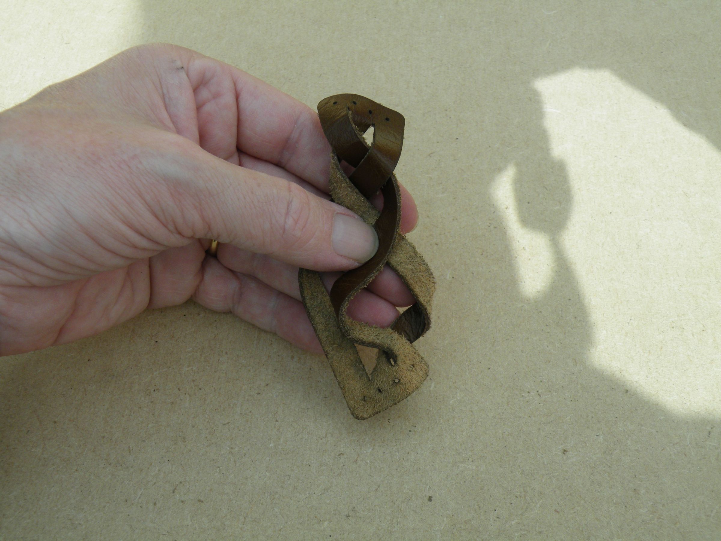 Plaited Leather Woggle : 8 Steps (with Pictures) - Instructables