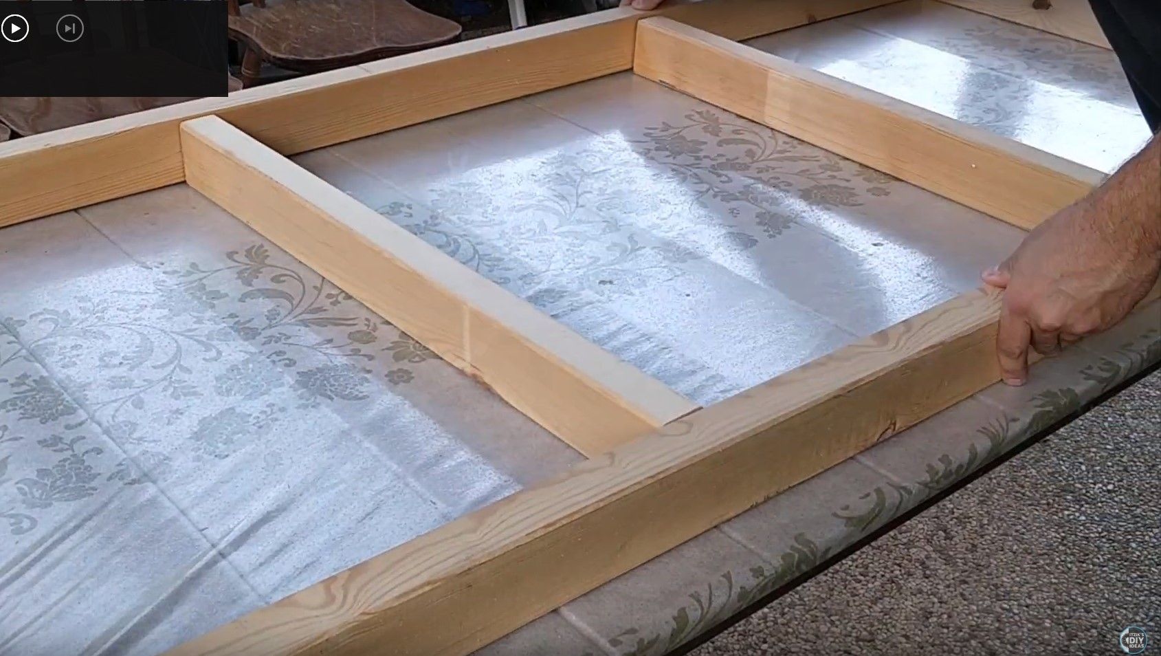 Simple Wooden Stage Platform for Kids DIY : 10 Steps (with Pictures ...