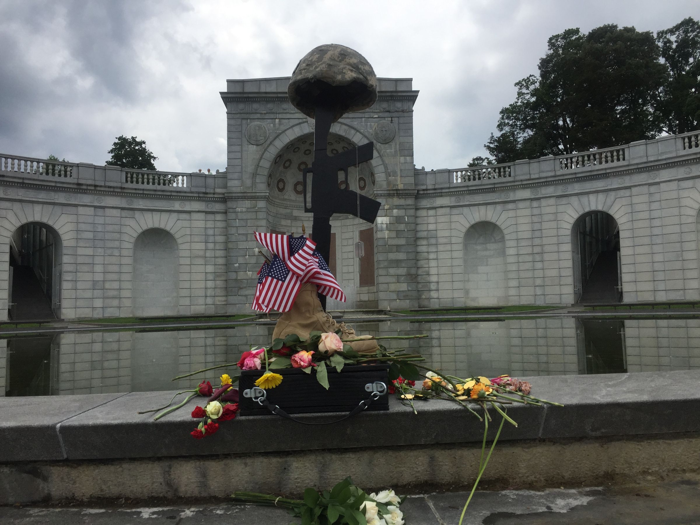 Fallen Warrior Symbol / Battlefield Cross / Memorial Day Symbol : 16 ...