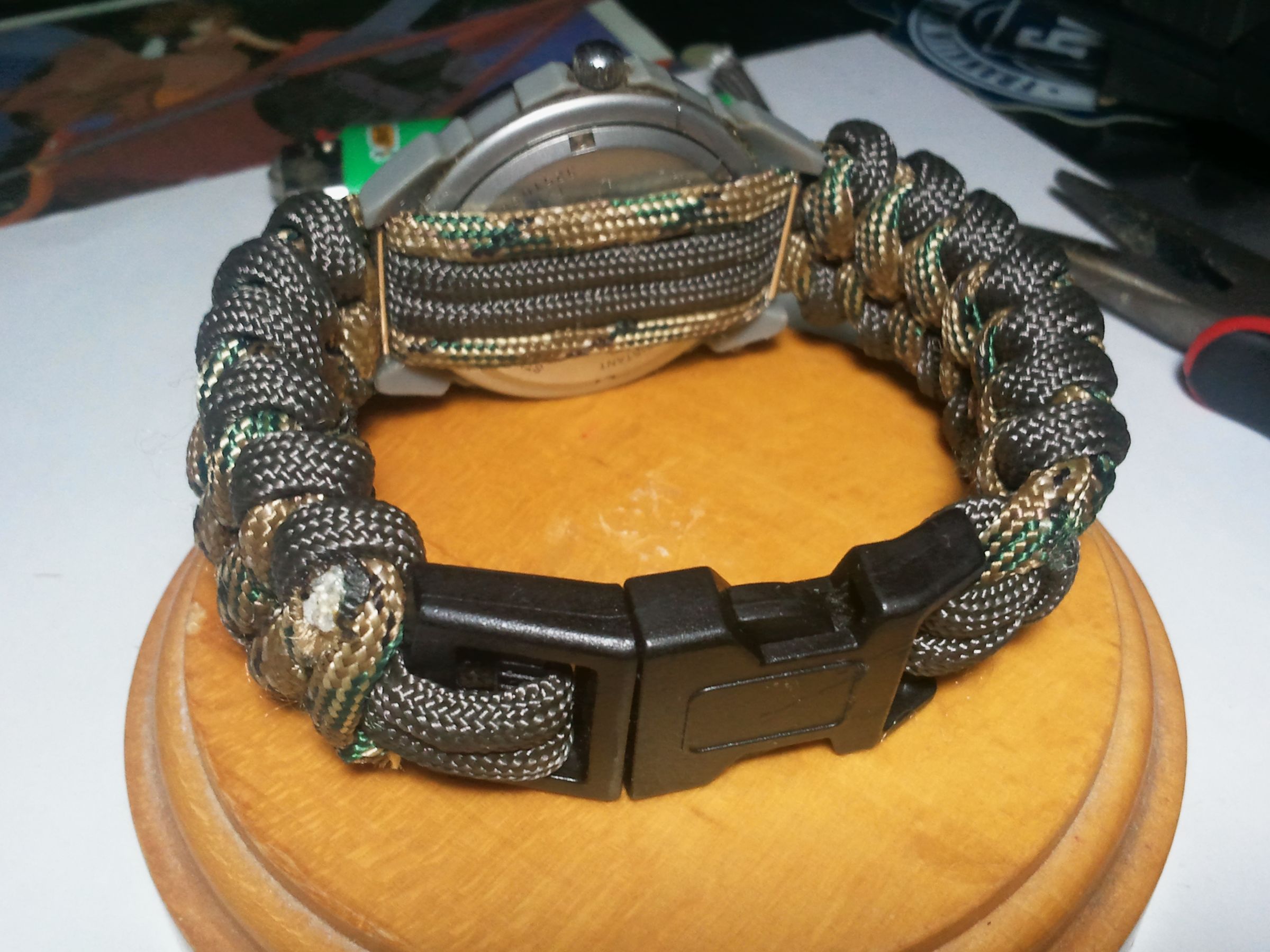 How to Create a Paracord Watch Band : 7 Steps (with Pictures ...