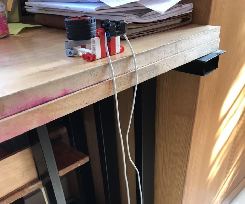 LEGO Headphone Stand : 4 Steps - Instructables