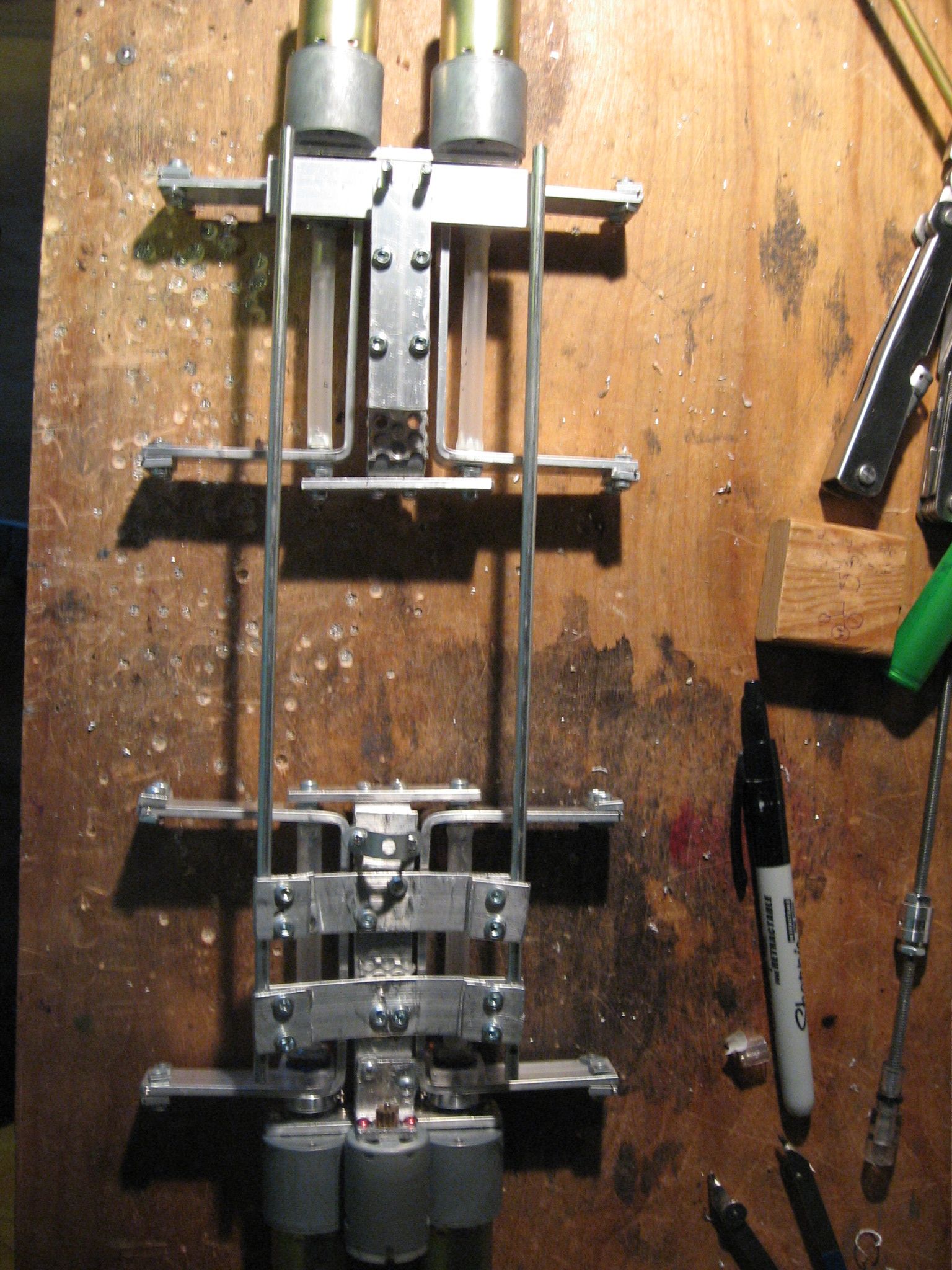 Tree Climbing Robot : 20 Steps (with Pictures) - Instructables
