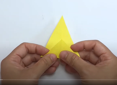 EASY ORIGAMI MAPLE LEAF TUTORIAL : 11 Steps - Instructables