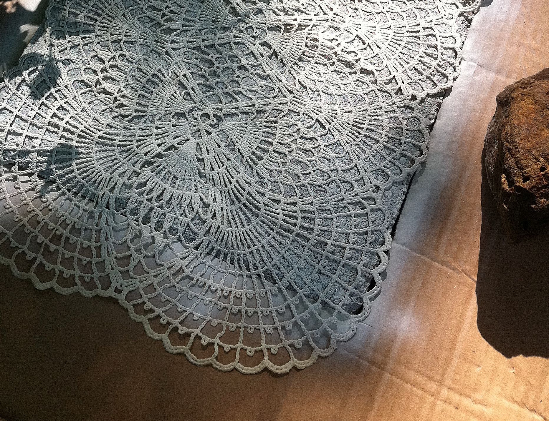 How to Make Lace-like Stepping Stones : 11 Steps (with Pictures ...